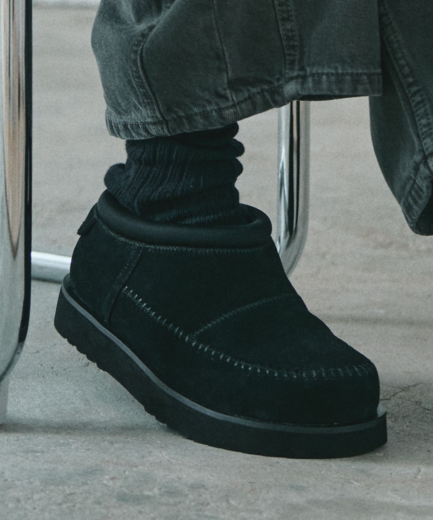 MUSINSA | ROMANTIC MOVE Croco Winter Shoes R24U003 (Black Suede)