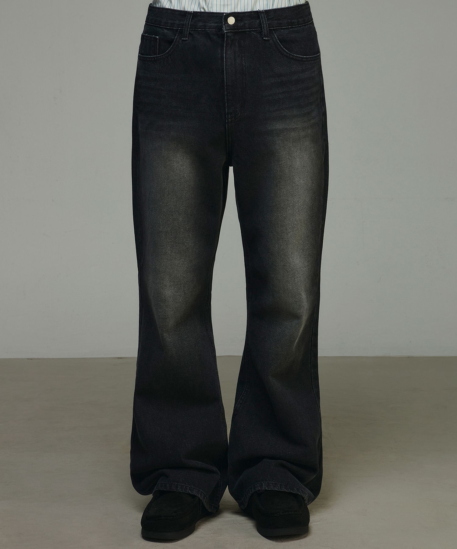 MUSINSA | SIGNATURE Flare Denim Pants [Black]
