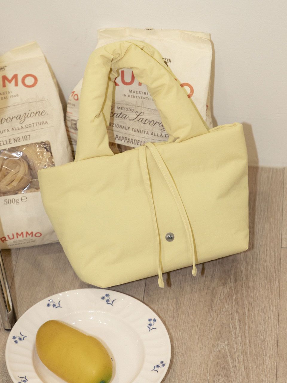 MUSINSA公式 | USEND メロウパディングバッグ _バターイエロー