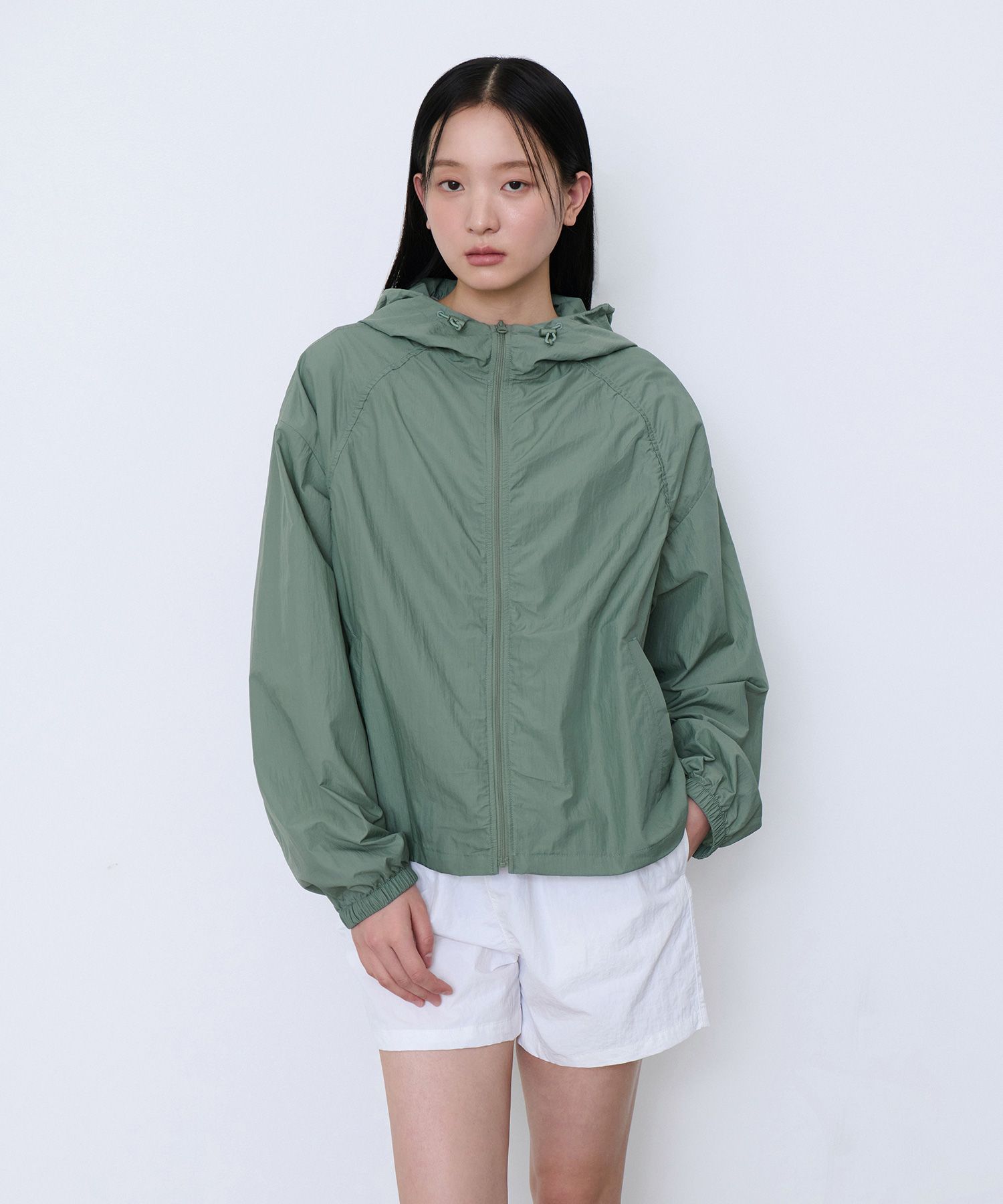 MUSINSA | MUSINSA STANDARD WOMAN Women's shirring windbreaker jacket ...