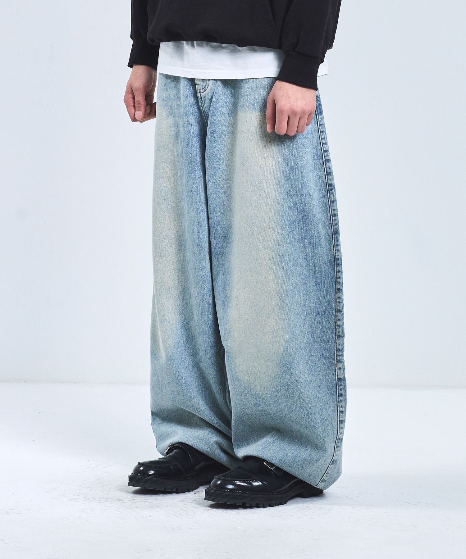 MUSINSA | STANDARDERROR 87-STAN047 Balloon fit washed wide denim pants ...