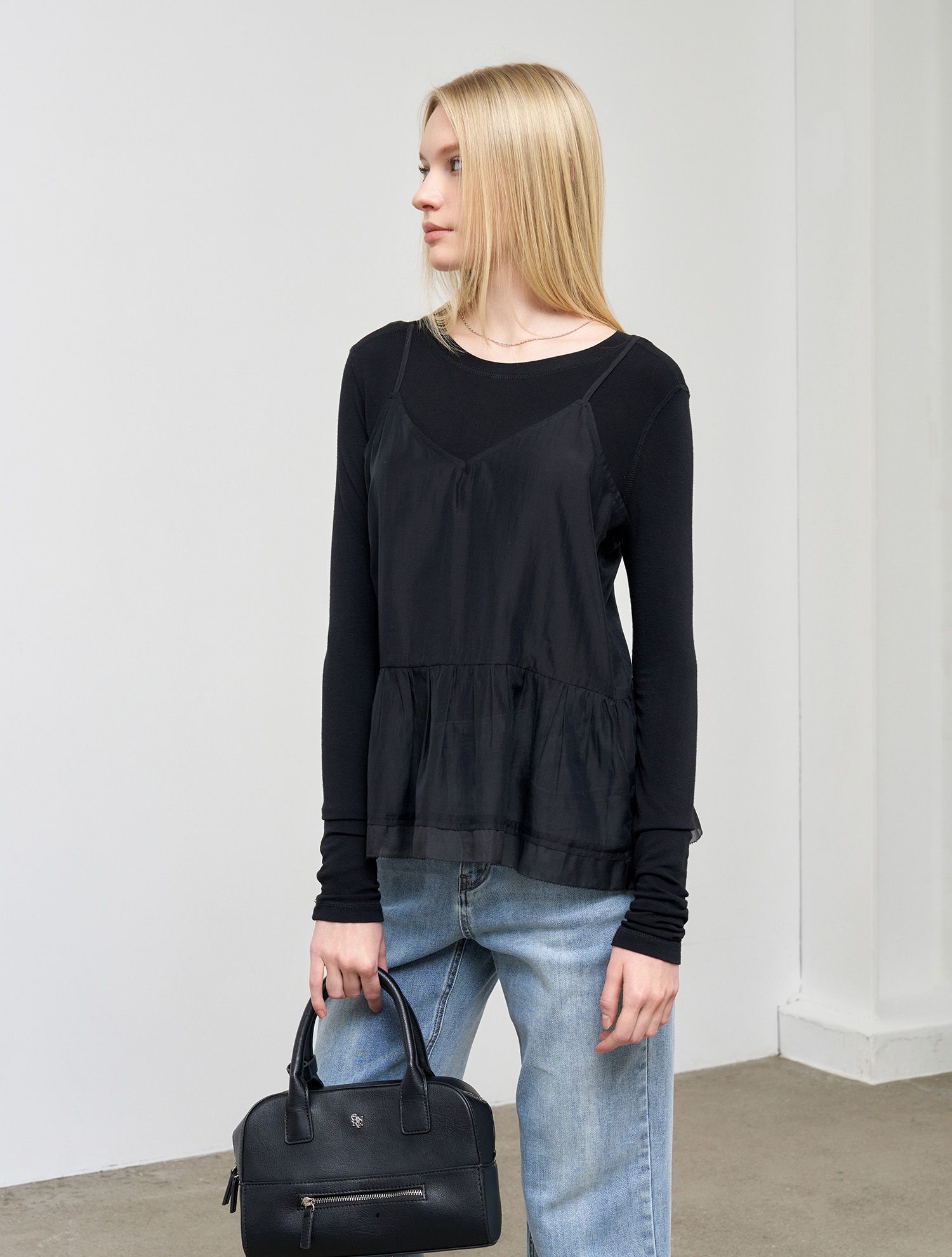 MUSINSA | GENERAL IDEA Sheer Layered Shirring Blouse [BLACK] / WBE1L03508