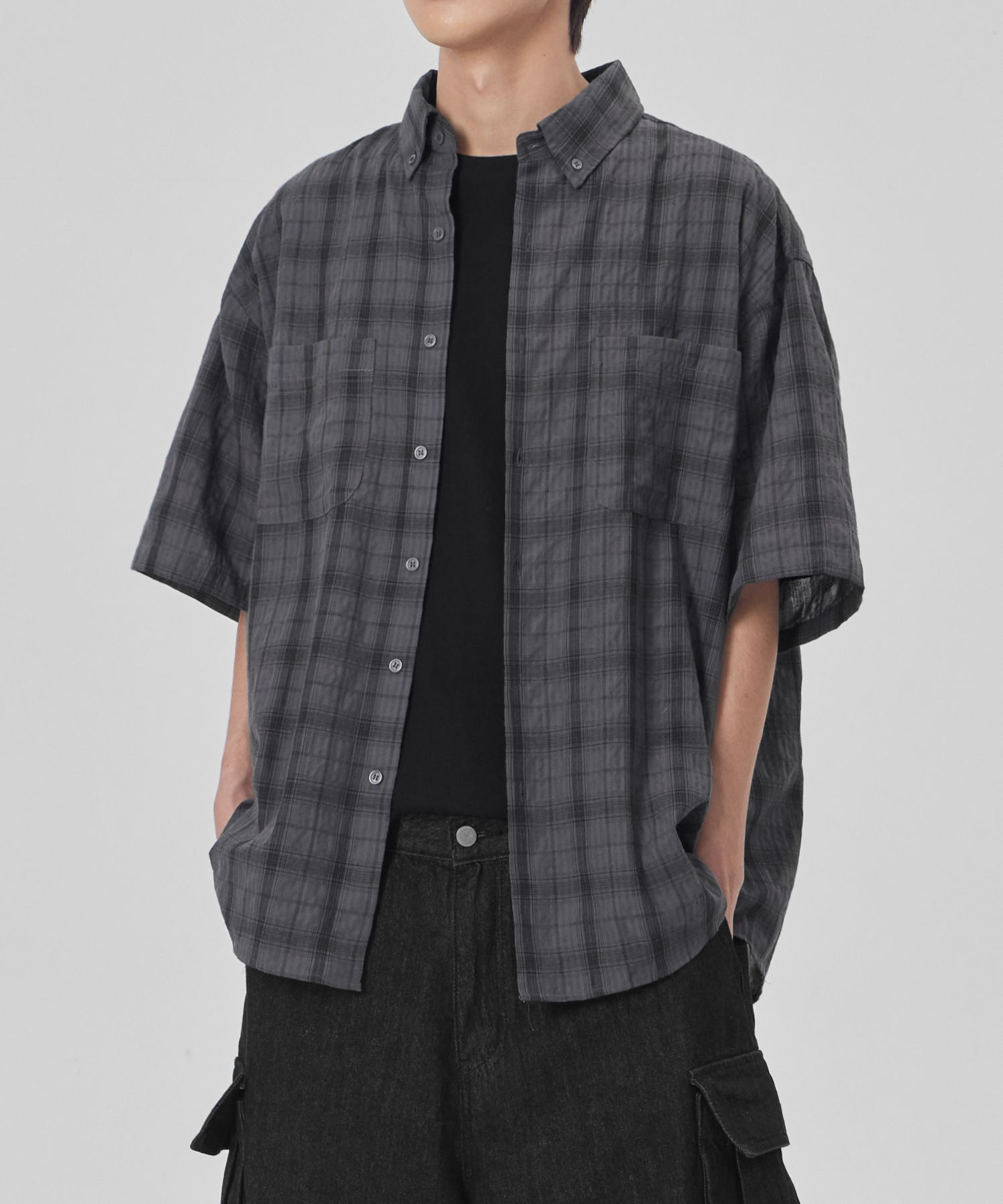 MUSINSA | GLW Oversized fit vintage two-pocket check half shirt Charcoal