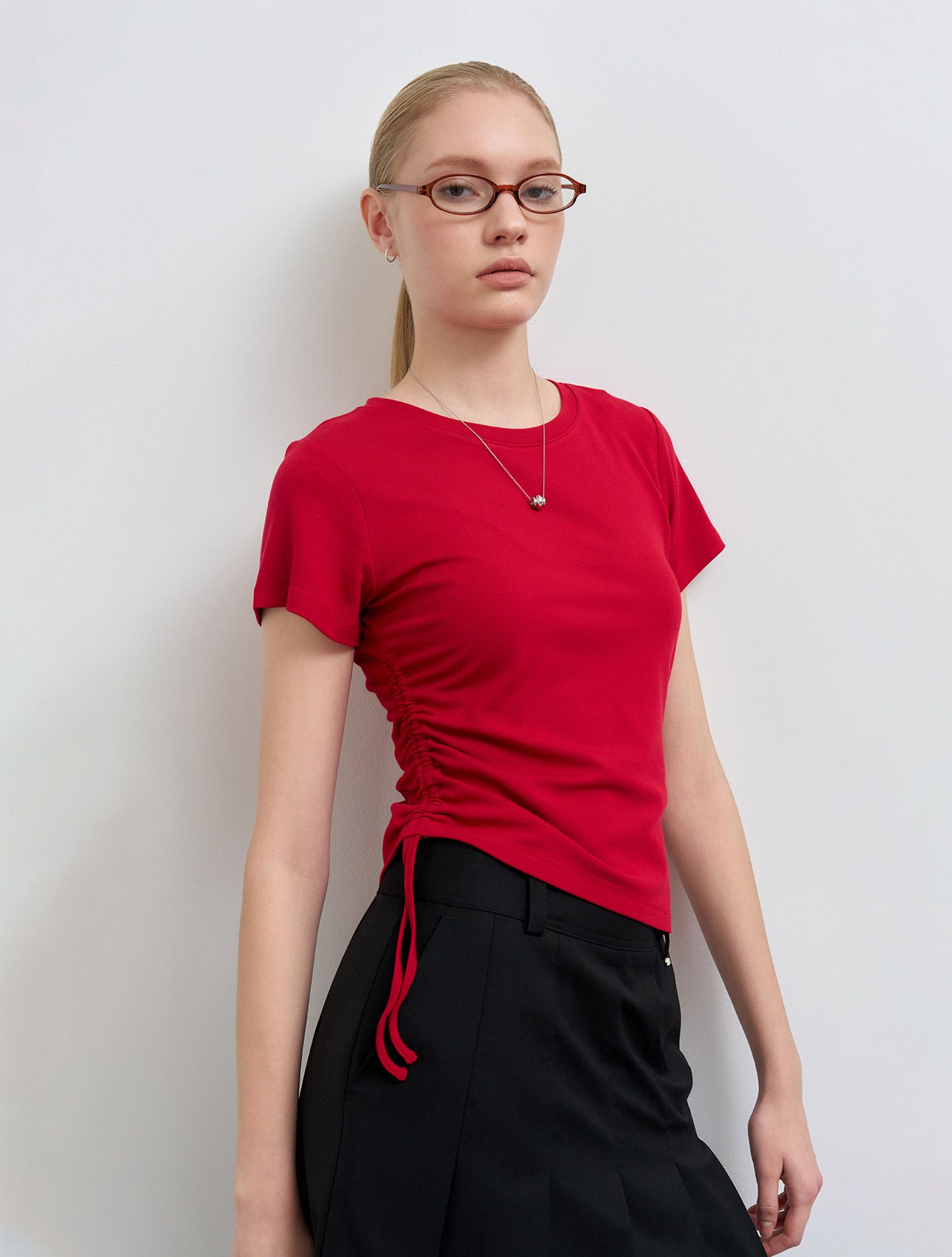 MUSINSA | GENERAL IDEA Shirring Half T-shirt [RED] / WBE1L01501