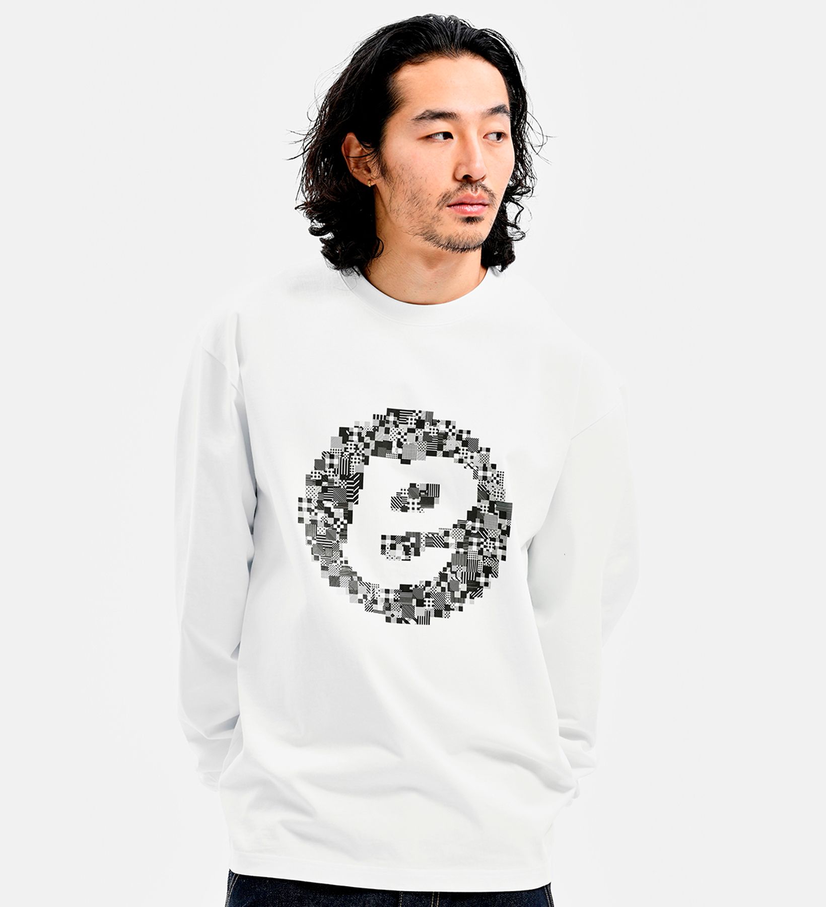 MUSINSA | EXTRAORDINARY PATCHWORK SYMBOL LONG SLEEVE OFF WHITE