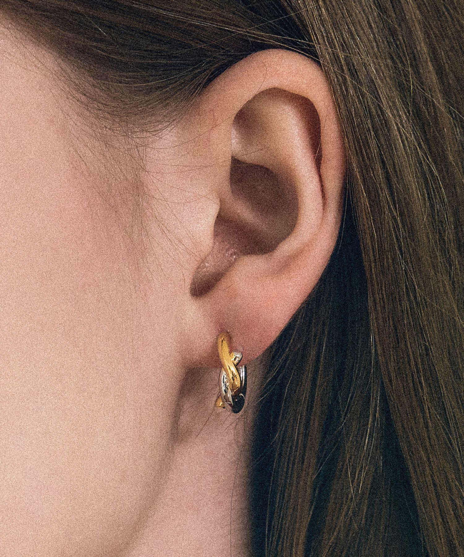 Shop Earrings at MUSINSA