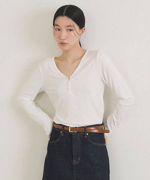 MUSINSA公式 | LINGSEOUL ribbed button top-ivory