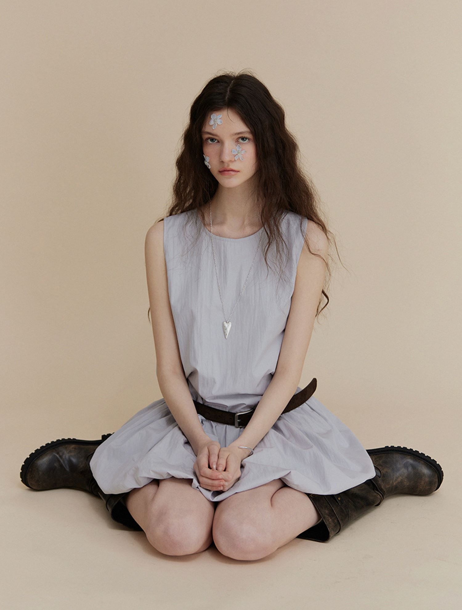 MUSINSA公式 | TWEE Beckering low rise shirring one piece