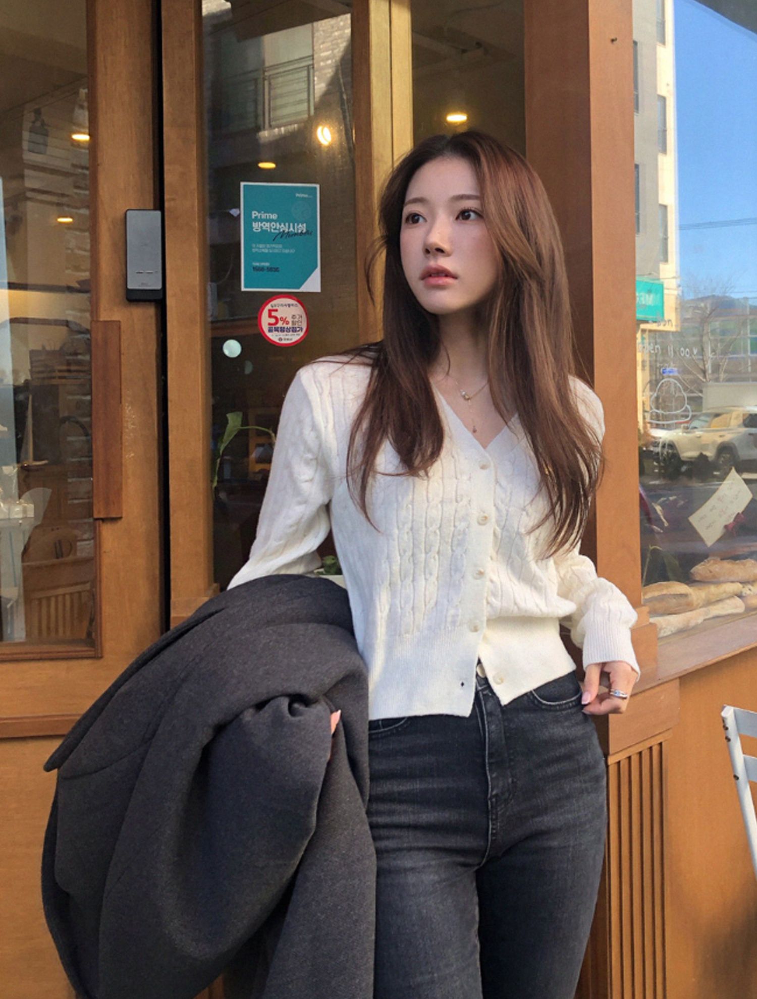 MUSINSA公式 | TWEE Gently Cabbage V-Neck Symbol Cardigan