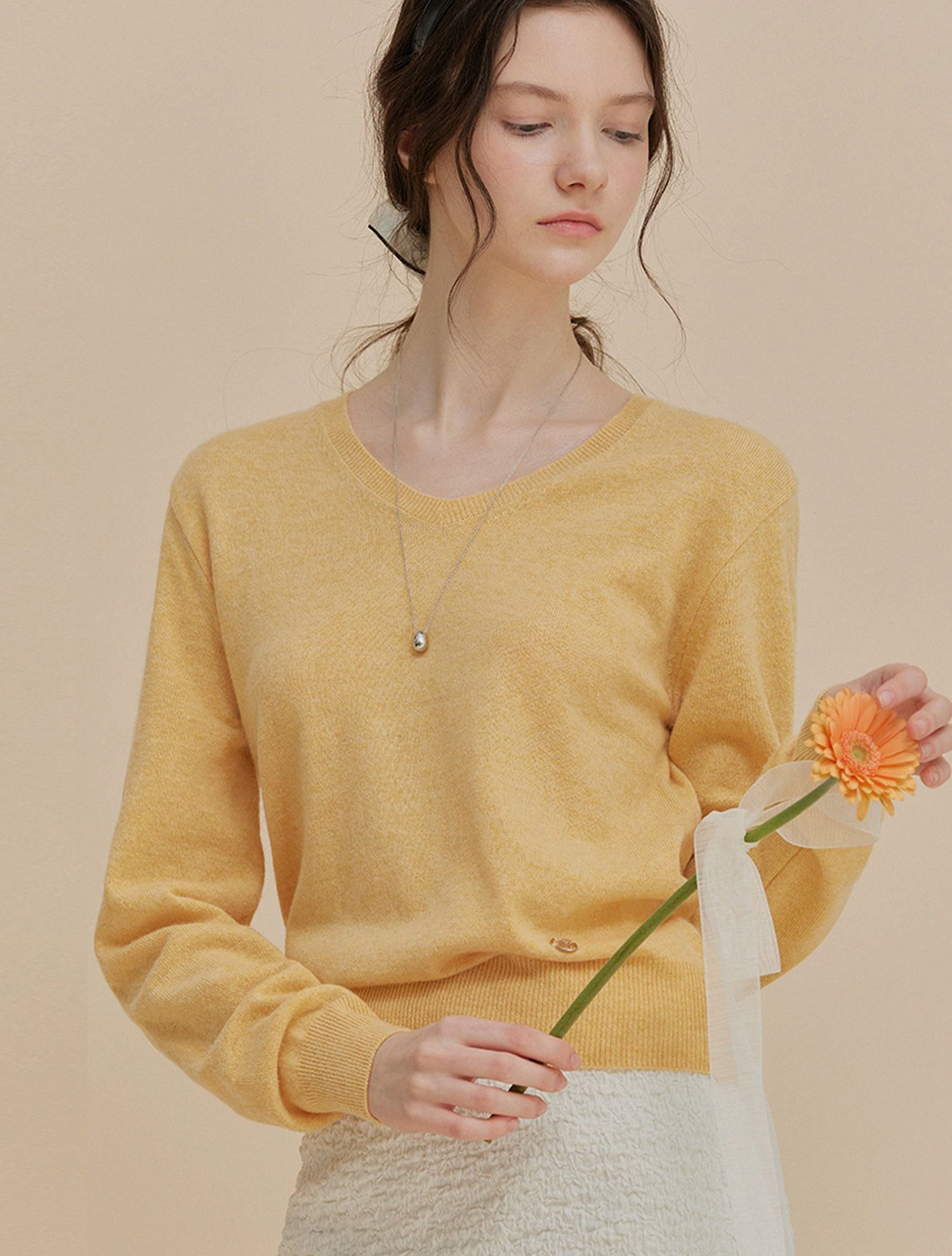 MUSINSA公式 | TWEE Ript Wool V-Neck Symbol Knit