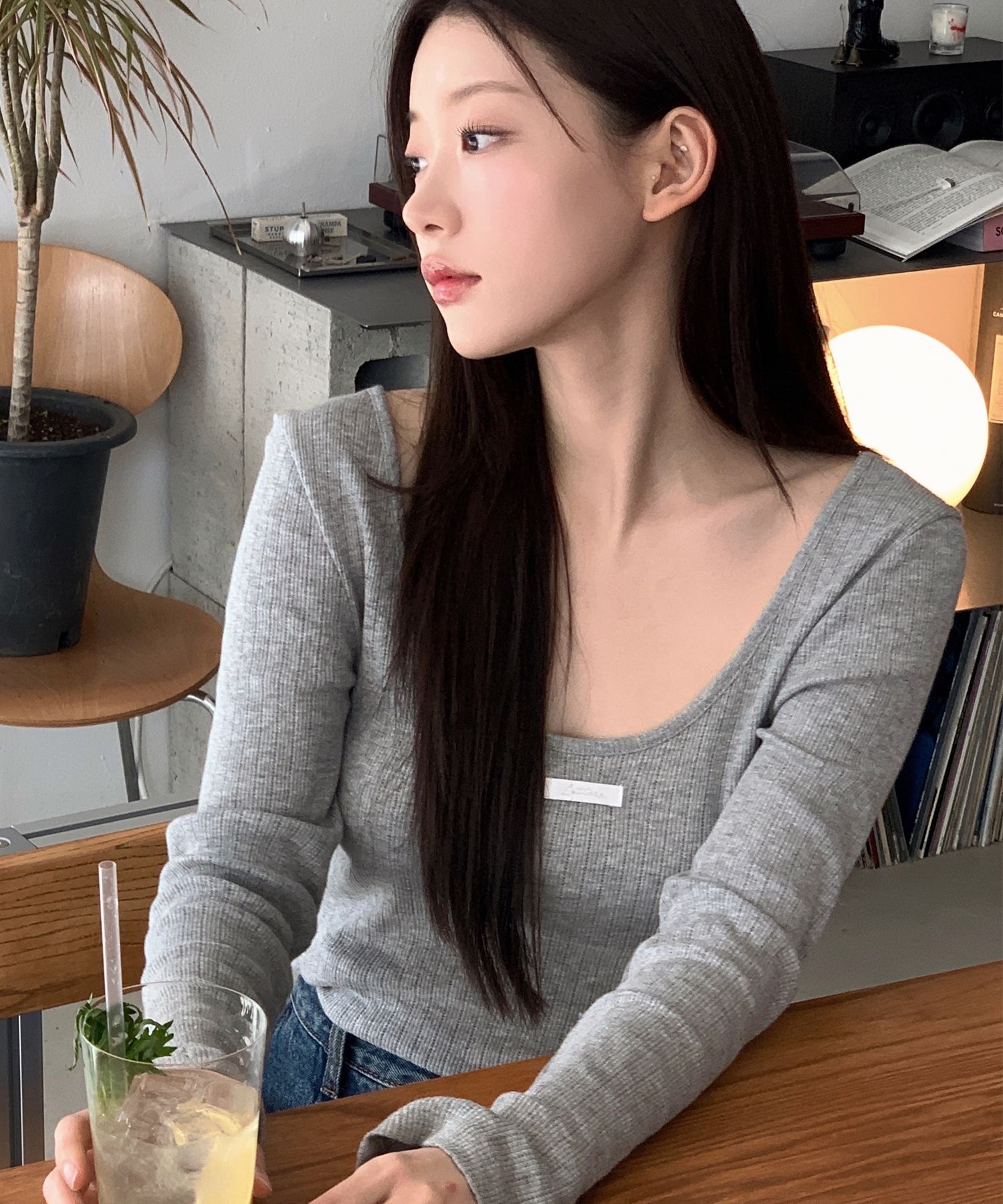 MUSINSA | LETTER FROM MOON Letters Two Way Slim T-Shirt (Gray)