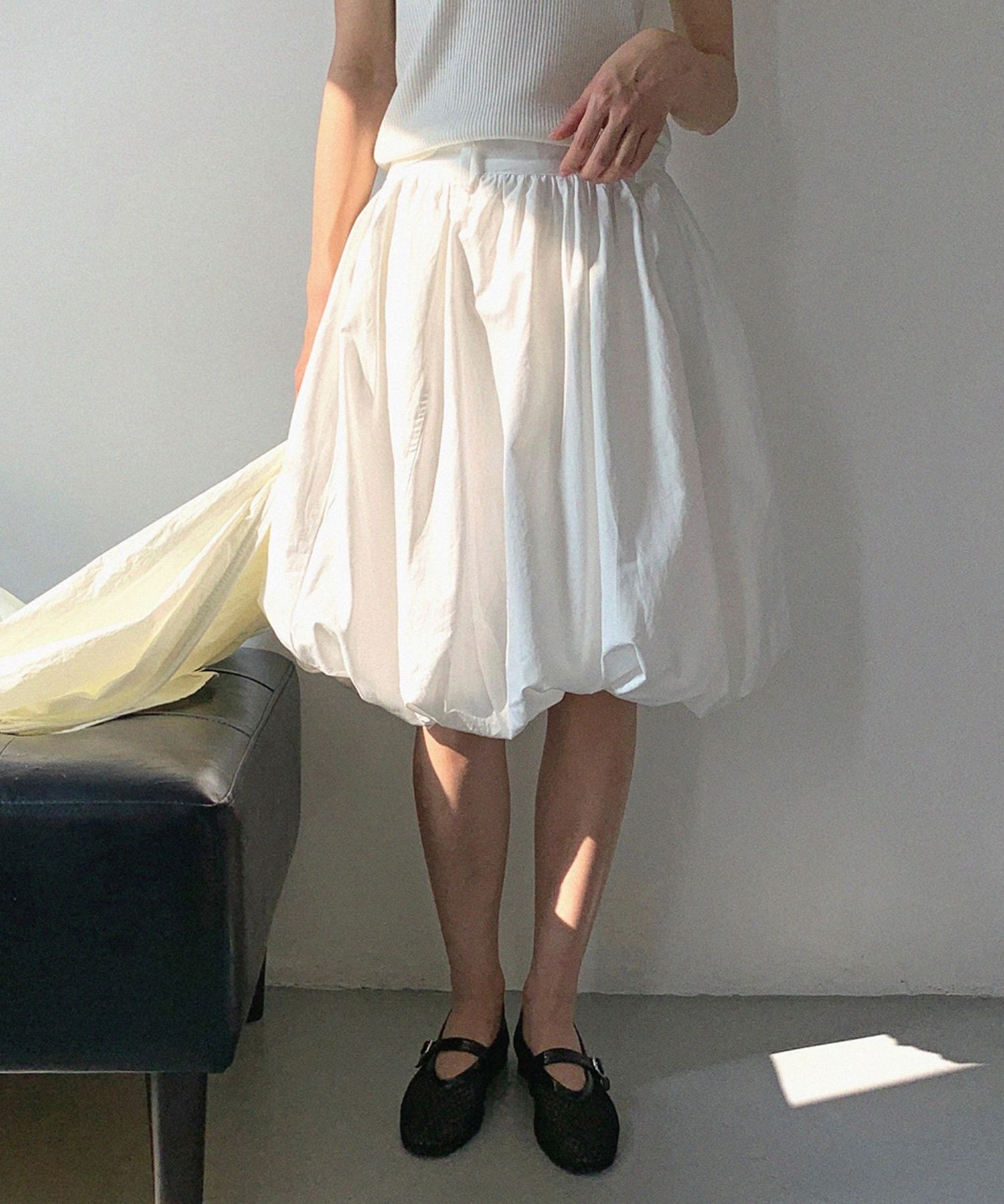 MUSINSA | MOOD INSIDE (Woman) Balloon Pumpkin Skirt_White