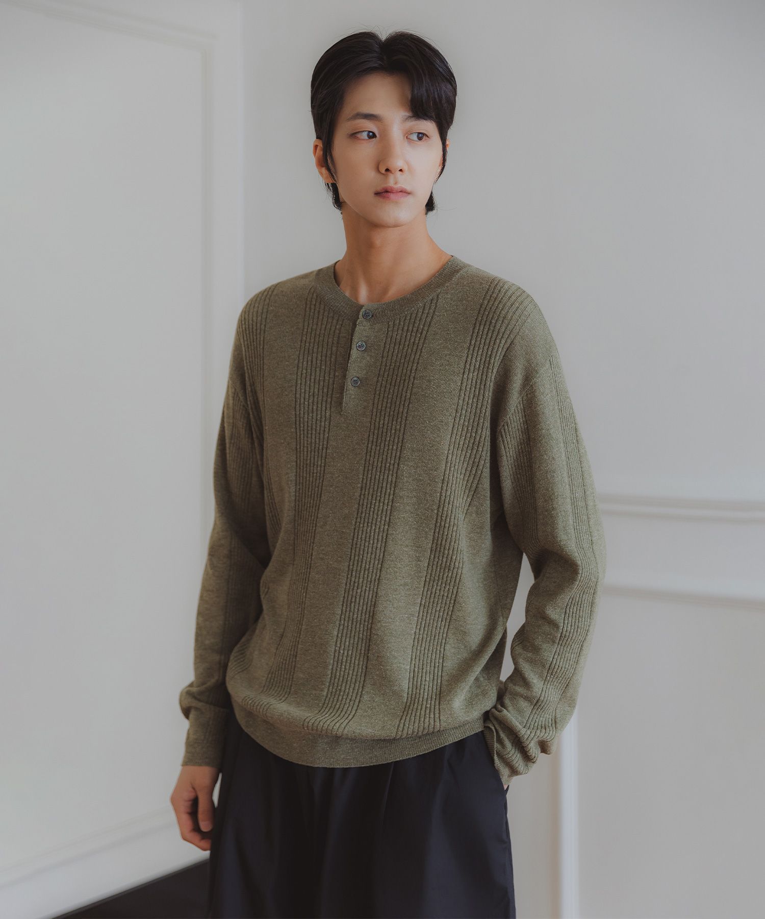 MUSINSA | ALVINCLO [DELUXE] Linen Multi Henry Round Long Sleeve Knit ...