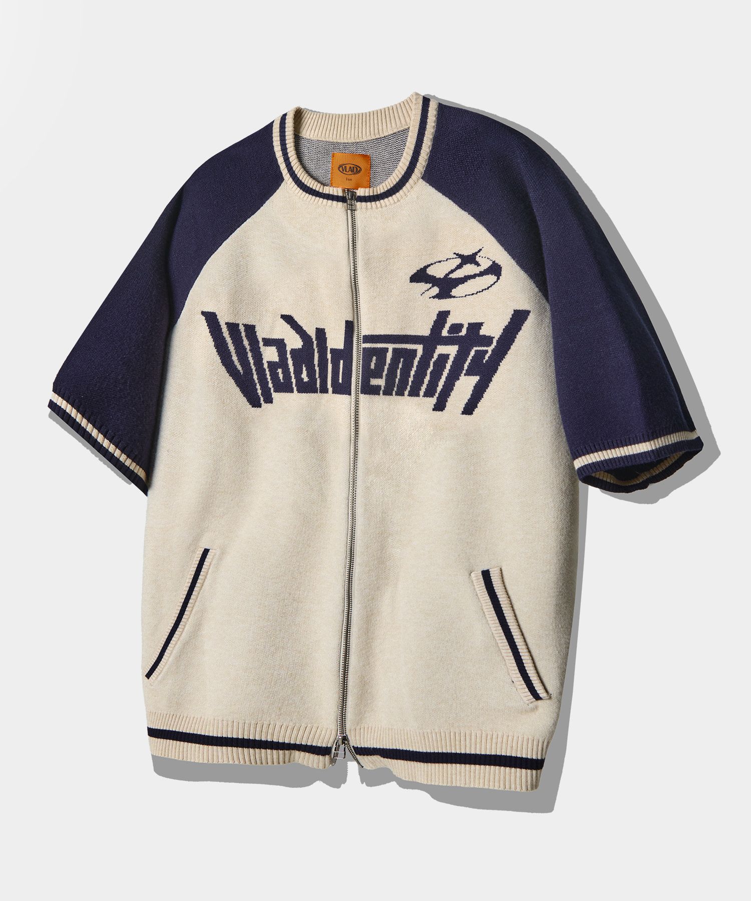 MUSINSA公式 | DIMITRI BLACK VLAD 2WAY Raglan Artwork Short Sleeve Zip-up ...