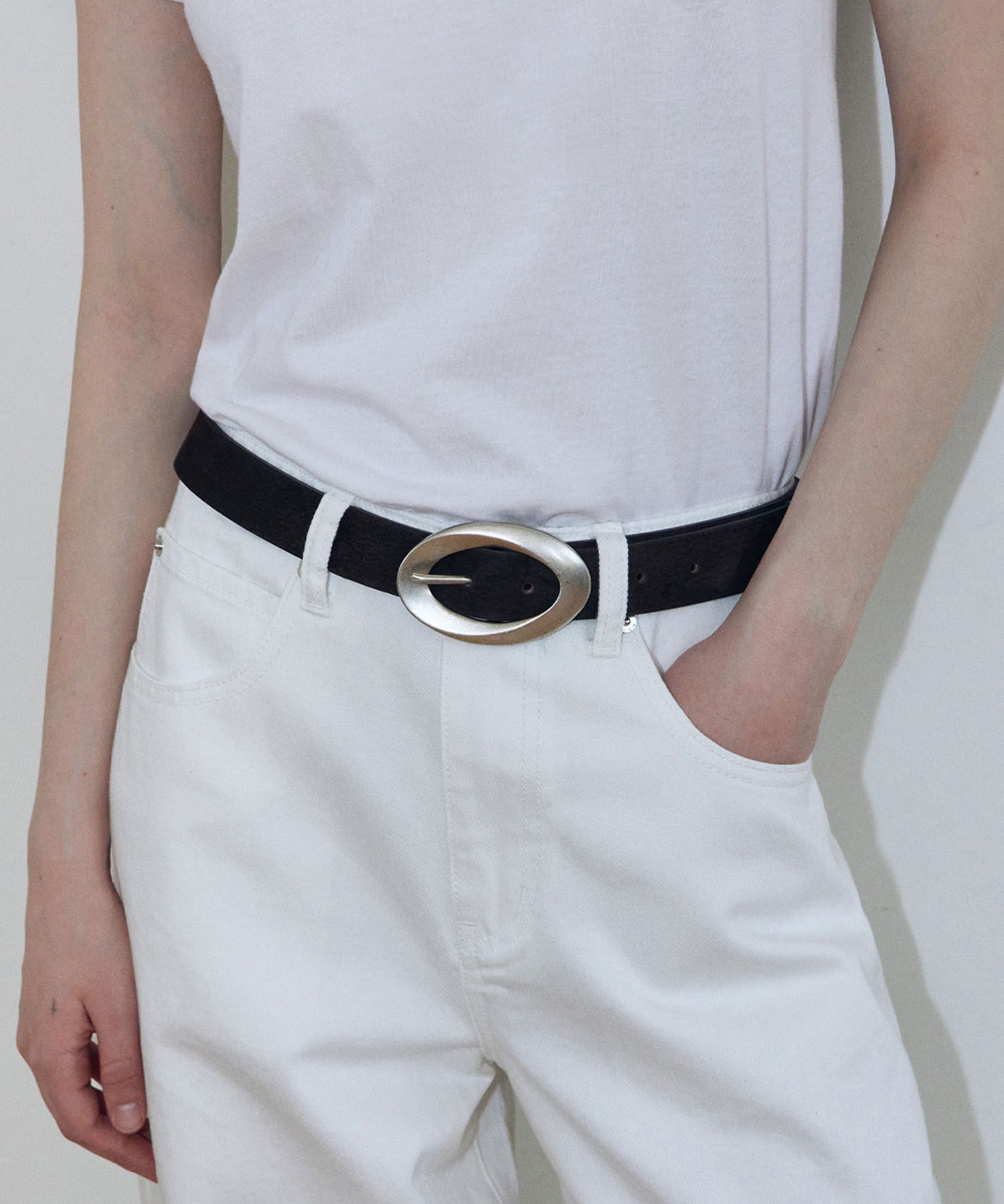 MUSINSA | LADY VOLUME Bold Silver Oval Belt (BROWN)