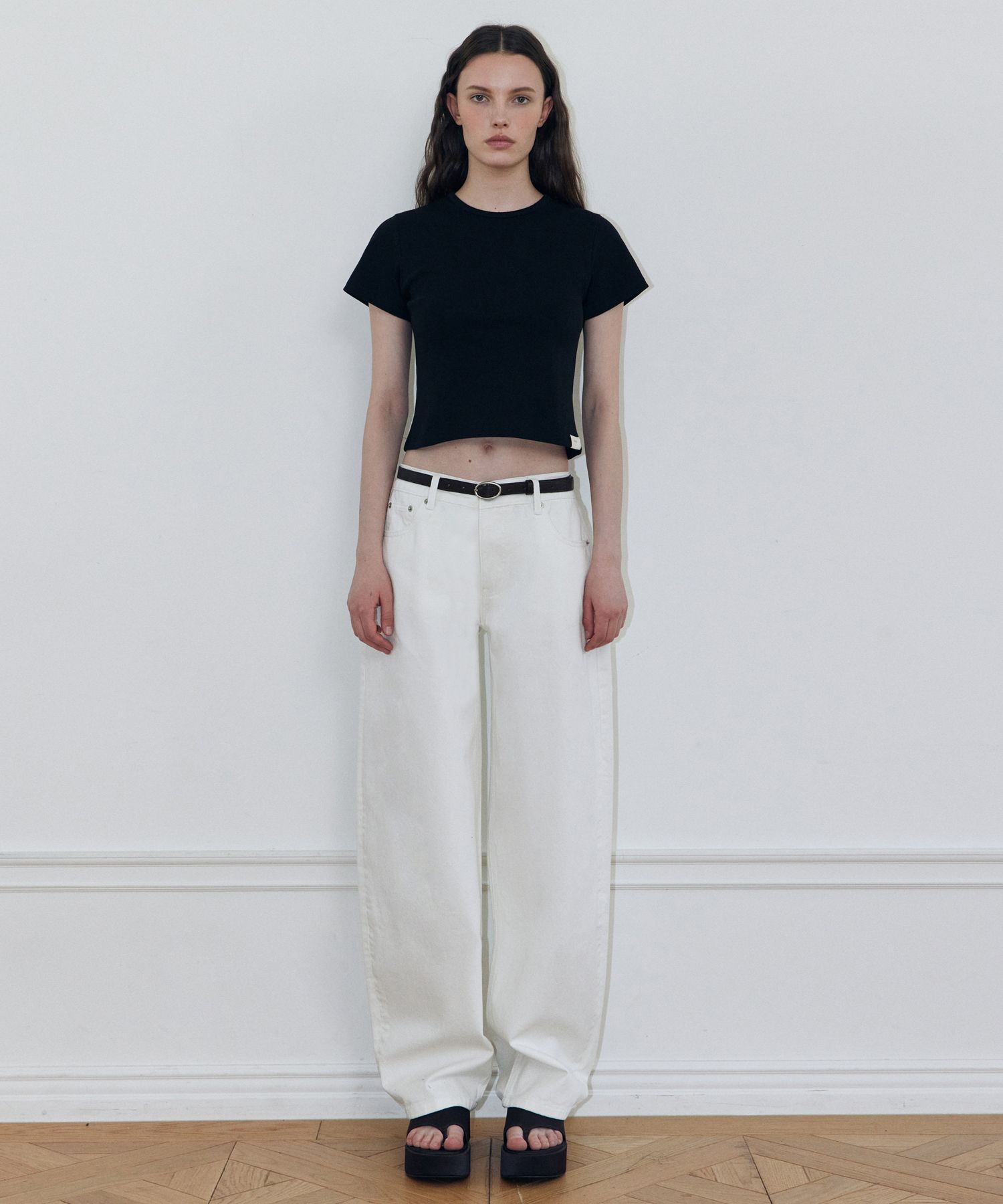 MUSINSA | LADY VOLUME Mid-Rise Barrel Jeans (WHITE)