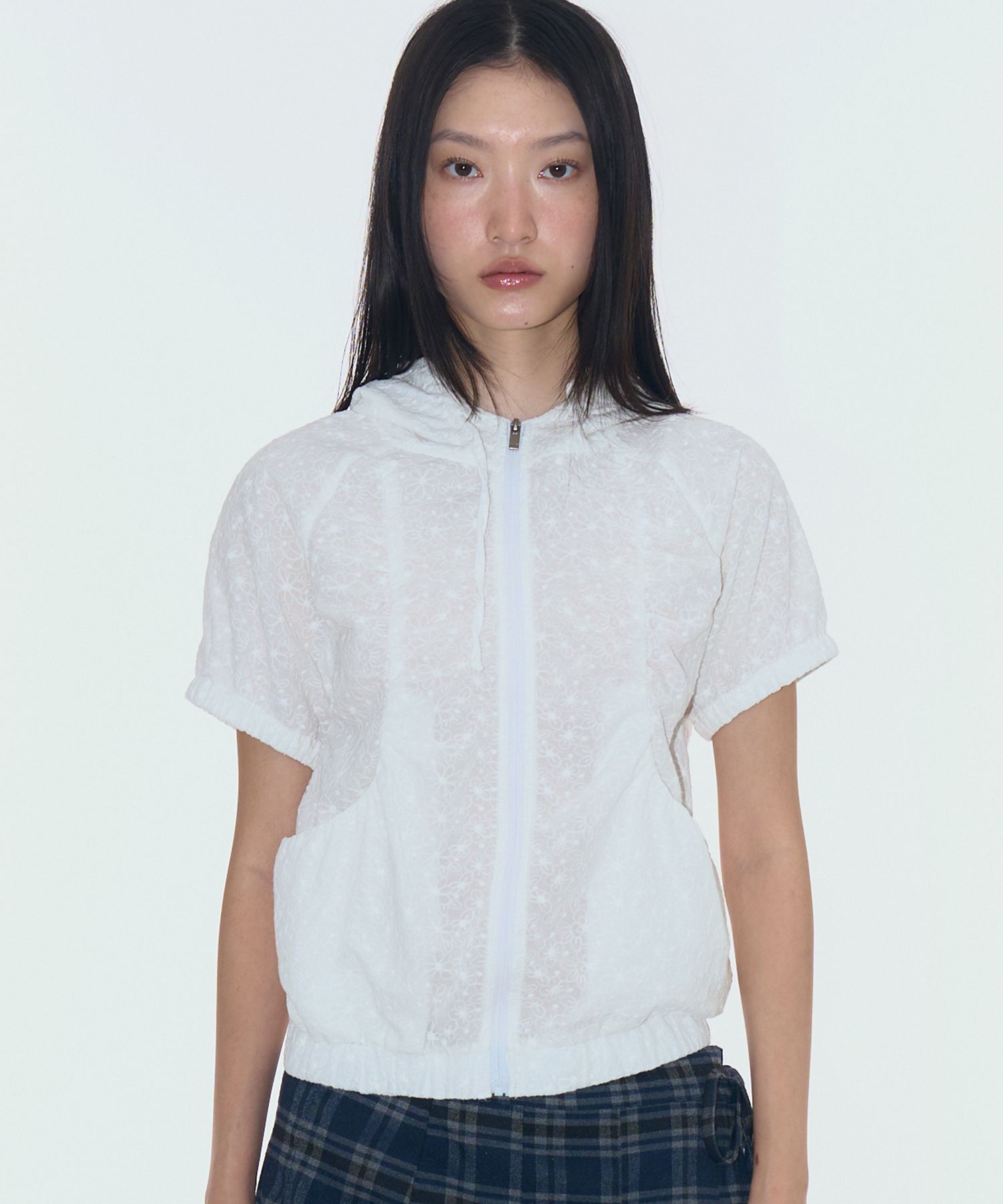 MUSINSA公式 | PLACE STUDIO Punching lace hood diagonal pocket shirring ...