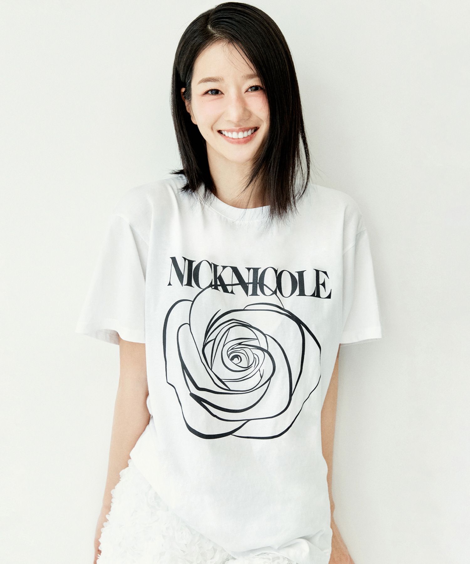 MUSINSA | NICK&NICOLE BIG ROSE SLEEVE TOP_WHITE BLACK