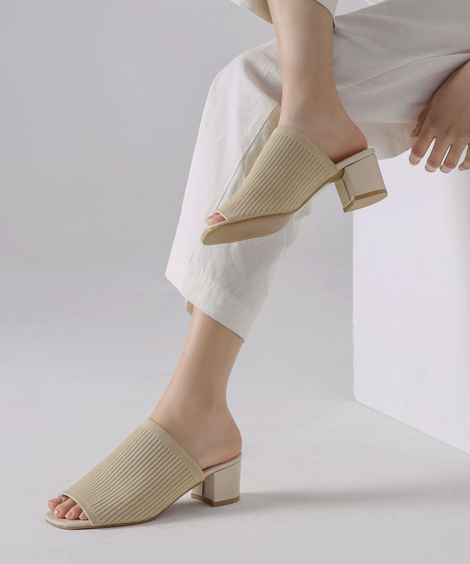 MUSINSA | CHAAKAN Mariette Open Toe Mule Sandals MLFBS2e137