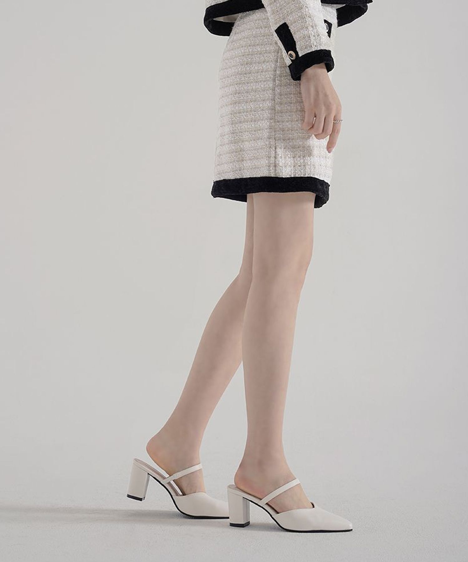 MUSINSA | CHAAKAN Elaine Strap Stiletto Mule