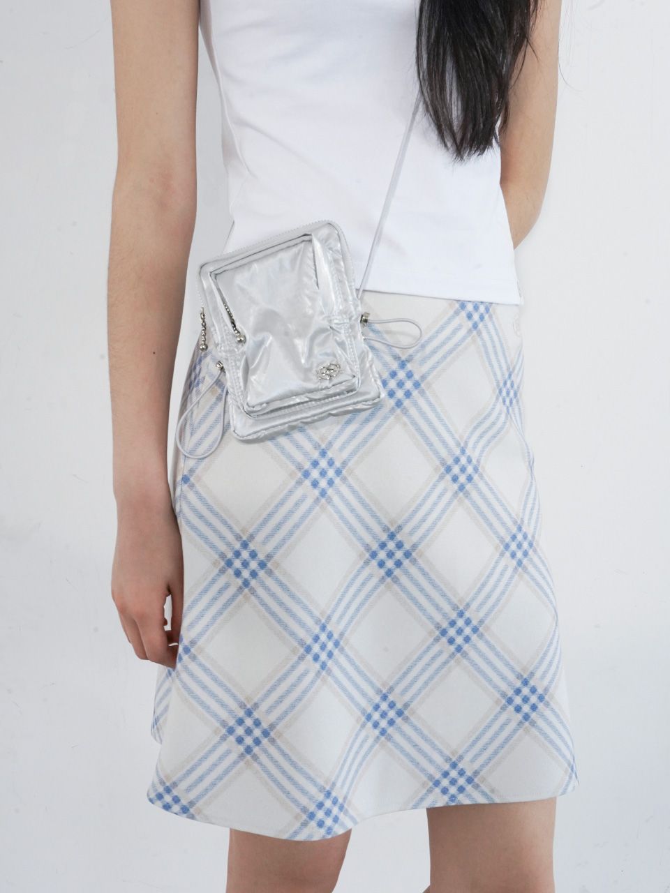 MUSINSA | KIJUN Glow Mini Bag Light Silver