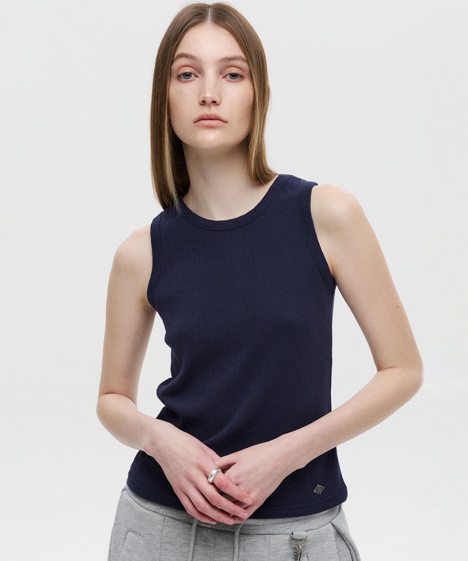 MUSINSA | DNSR WOMEN Basic Sleeveless Navy