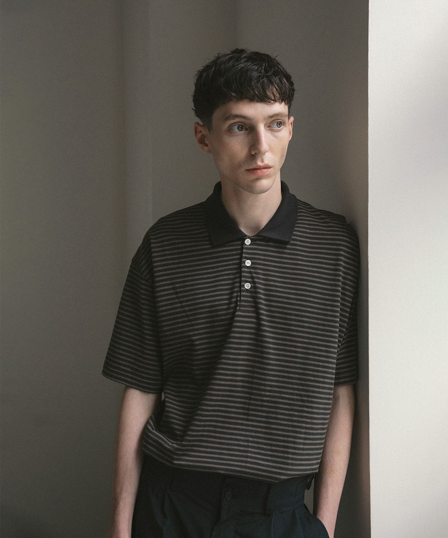 musinsa-another-office-brief-stripe-short-sleeve-t-charcoal
