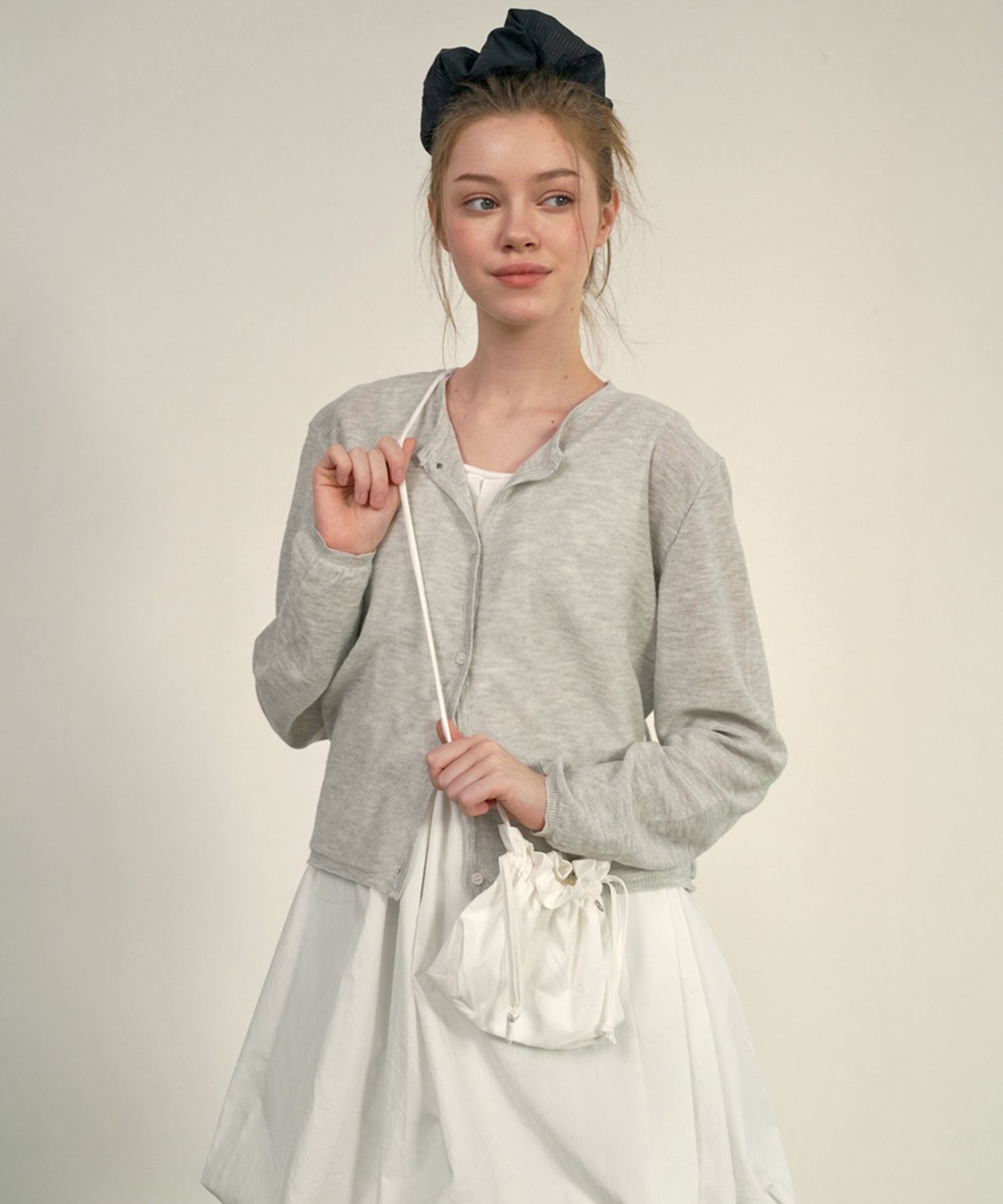 MUSINSA | MOOD INSIDE (Woman) See-through cut round knit cardigan_Gray