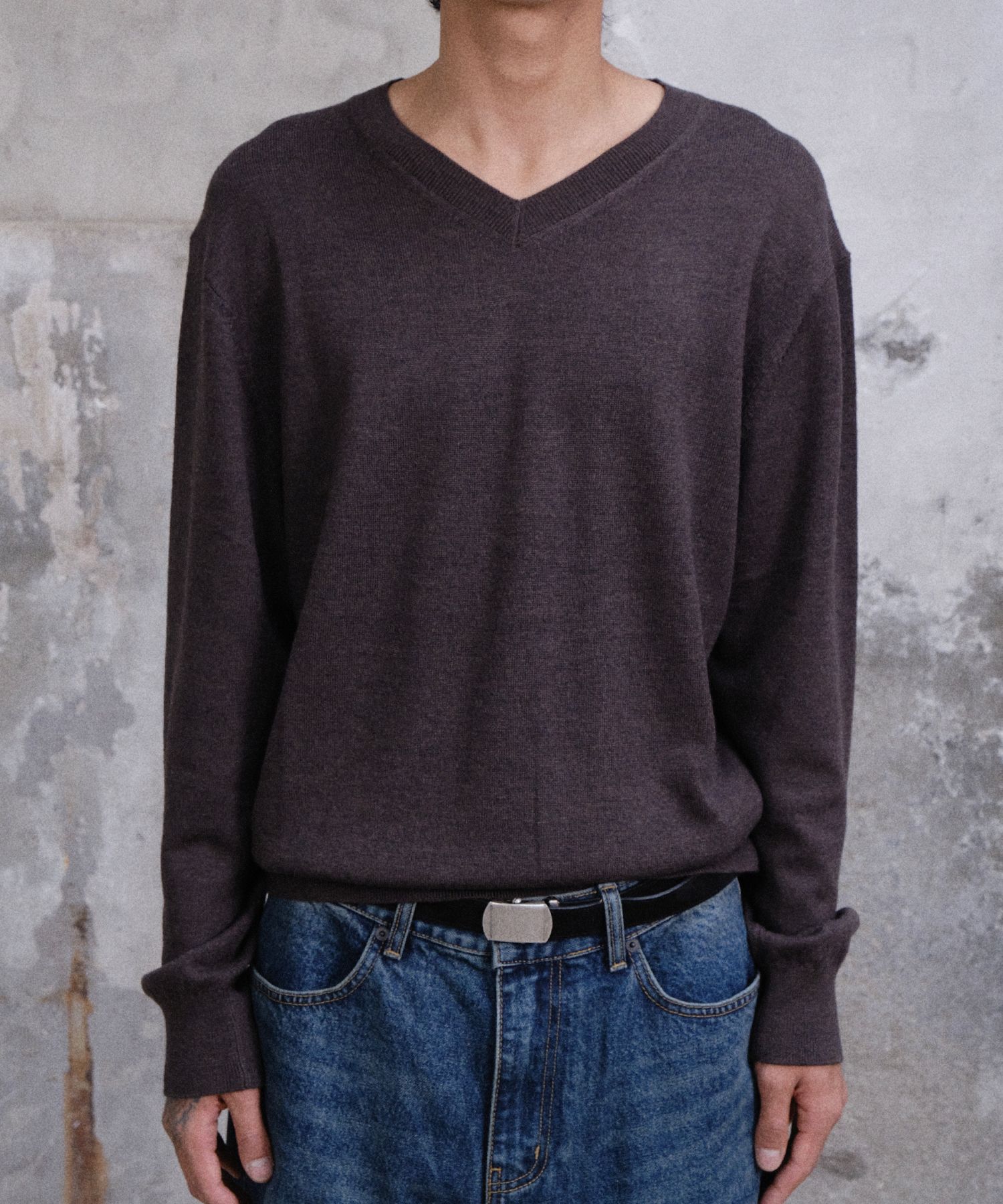 MUSINSA | DIVEIN LOOSED FINE WOOL V-NECK KNIT (BROWN)