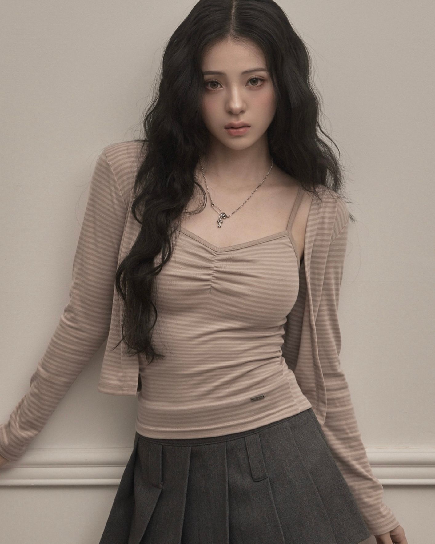 MUSINSA公式 | KHAKIPOINT Stripe Cardigan & Sleeveless Set (beige)