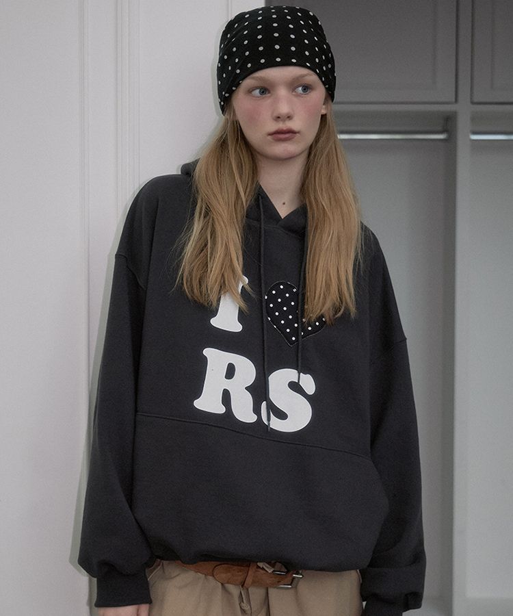 MUSINSA公式 | ROSÉ FRANTZ Dot Heart Hoodie [Charcoal]
