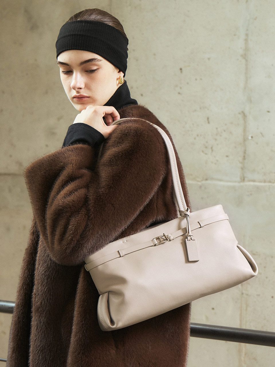 MUSINSA | JOY GRYSON Freya Shoulder Bag LW5AD6160_BD