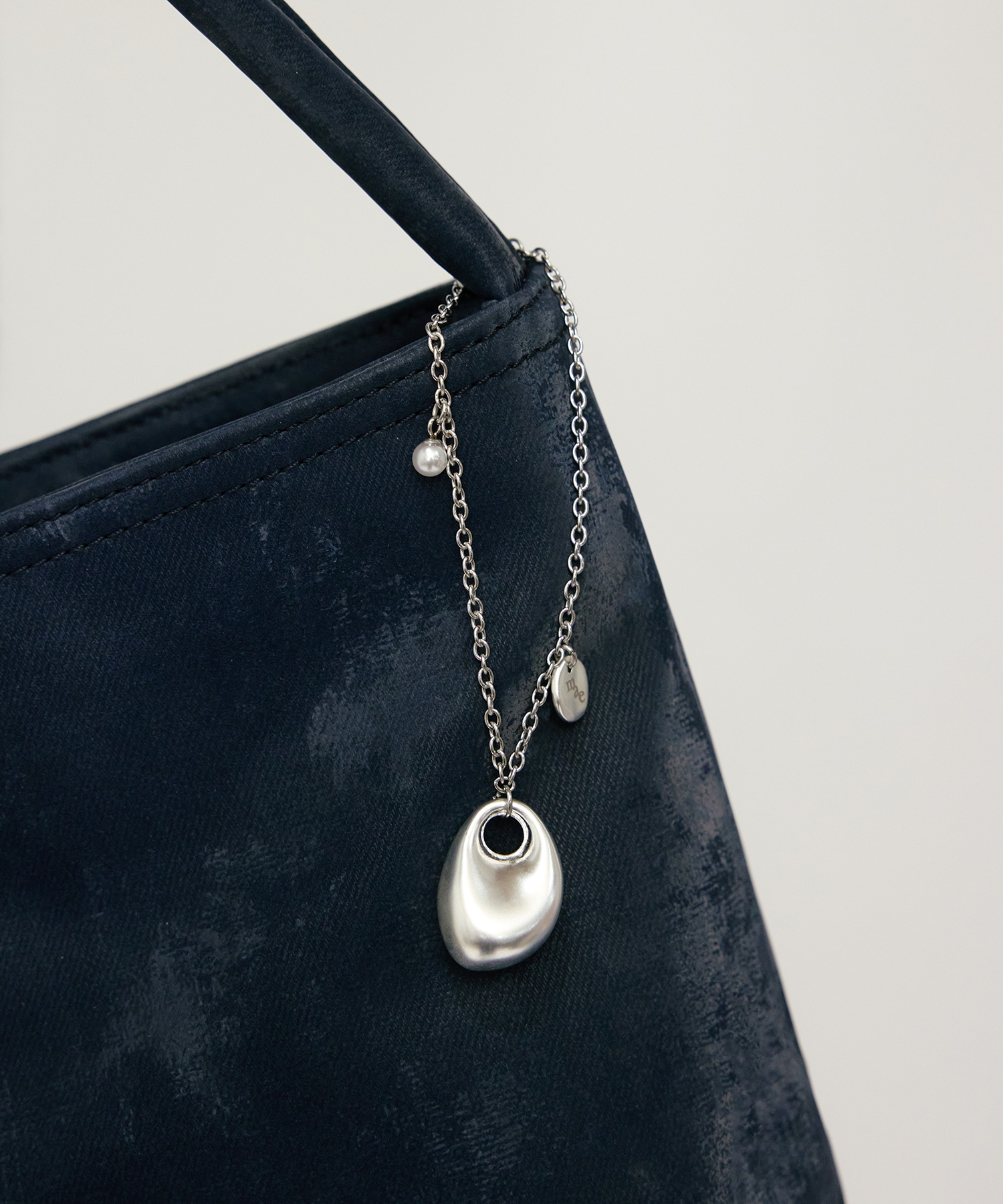 MUSINSA | MUCU AND EBONY Larme Keyring _ Silver