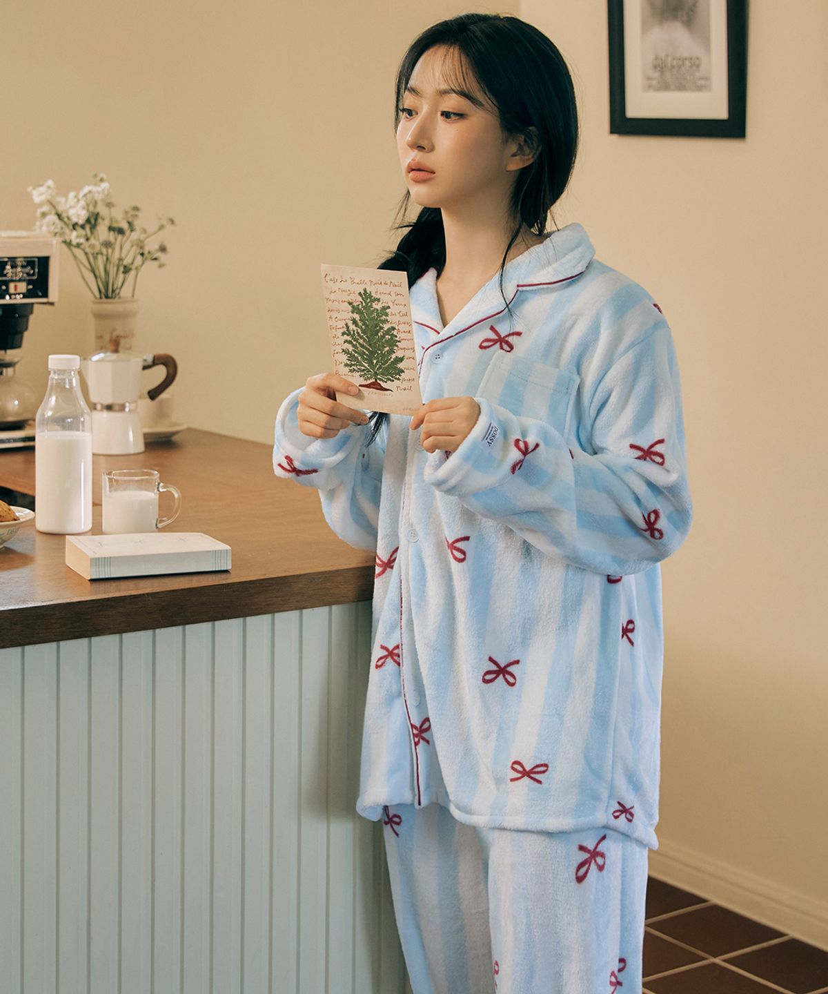 도씨(DOSSY) 플러피 보니 긴팔 커플 수면 잠옷 세트 베이비블루 - 사이즈 & 후기 | 무신사