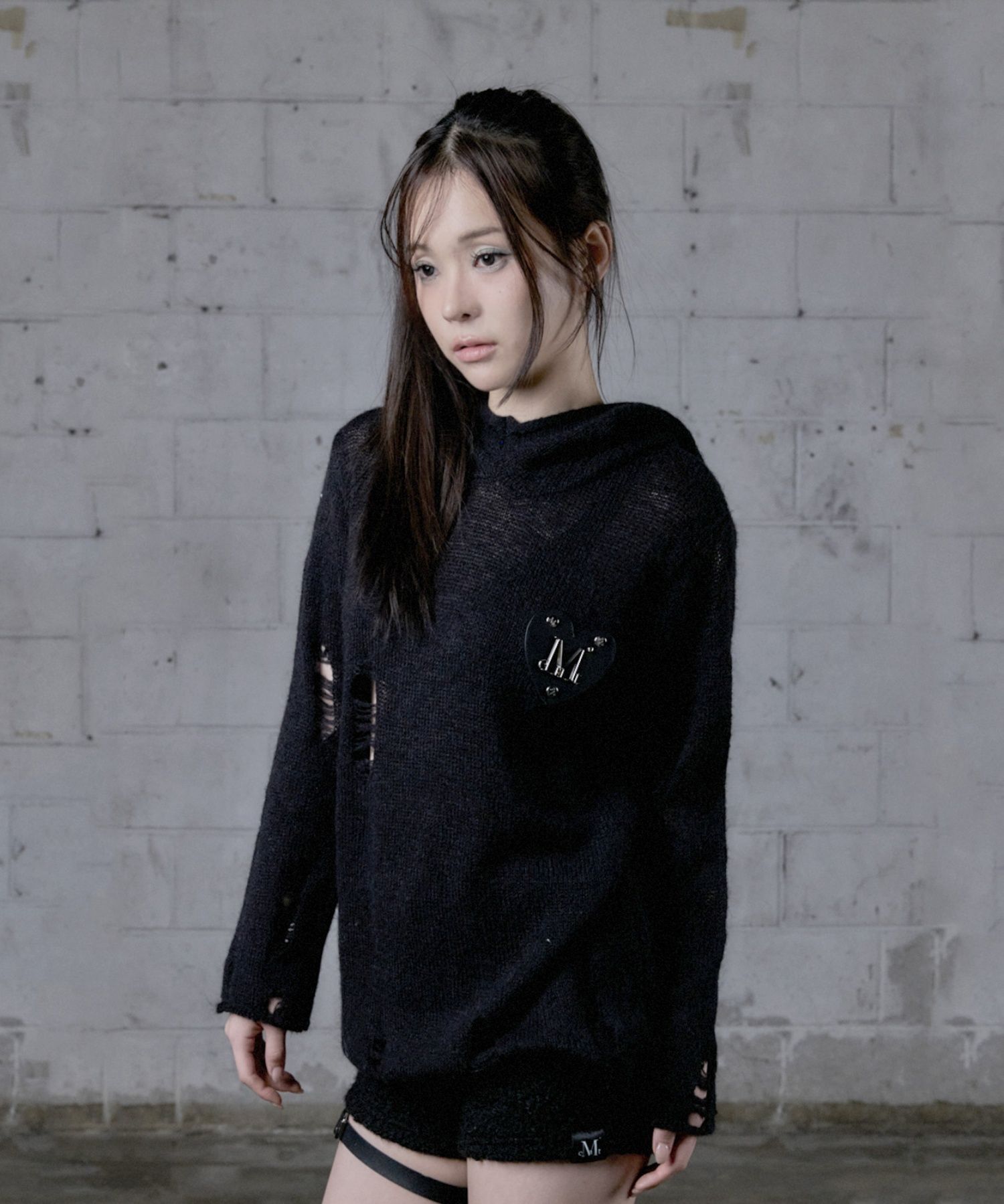 MUSINSA | MUCENT Nev Metal Logo Heart Patch Damage Knit Hoodie