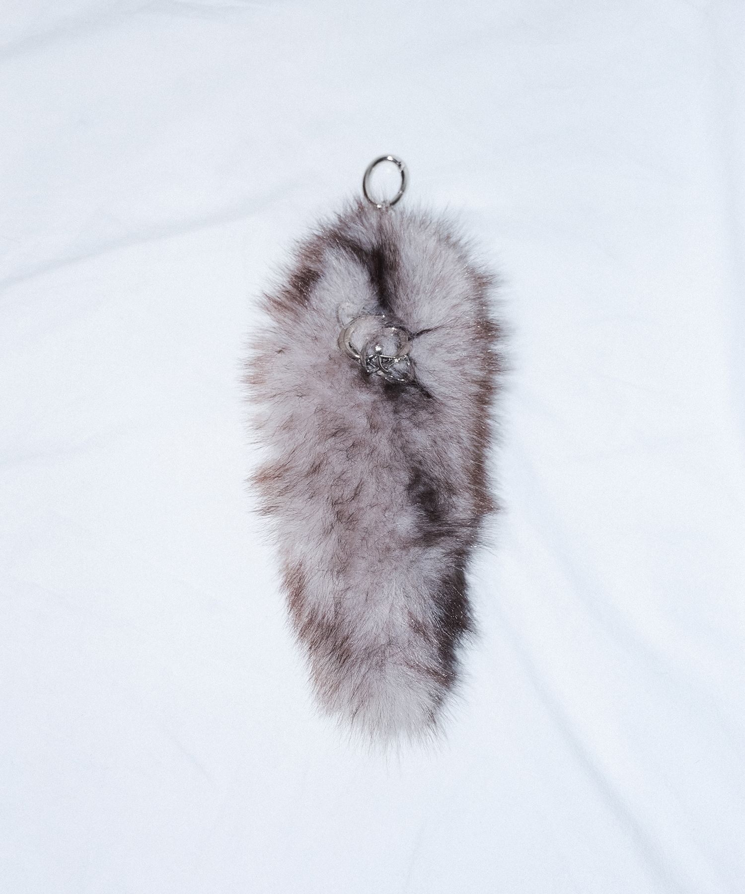 MUSINSA | CHERRYQUIRI chubby fur tail keyring - beige