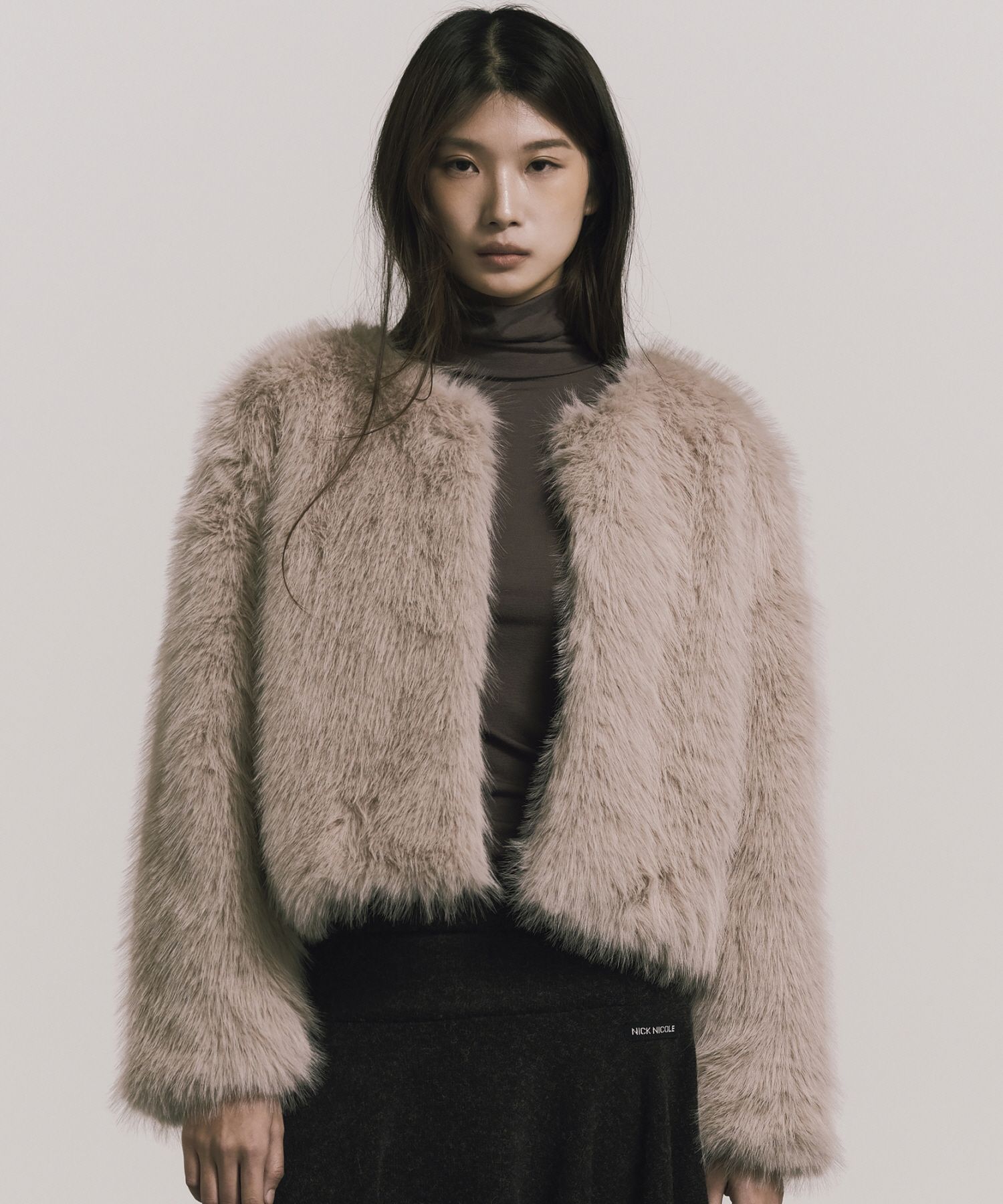 MUSINSA公式 | NICK&NICOLE SOFT FUR CROPPED JACKET_BEIGE