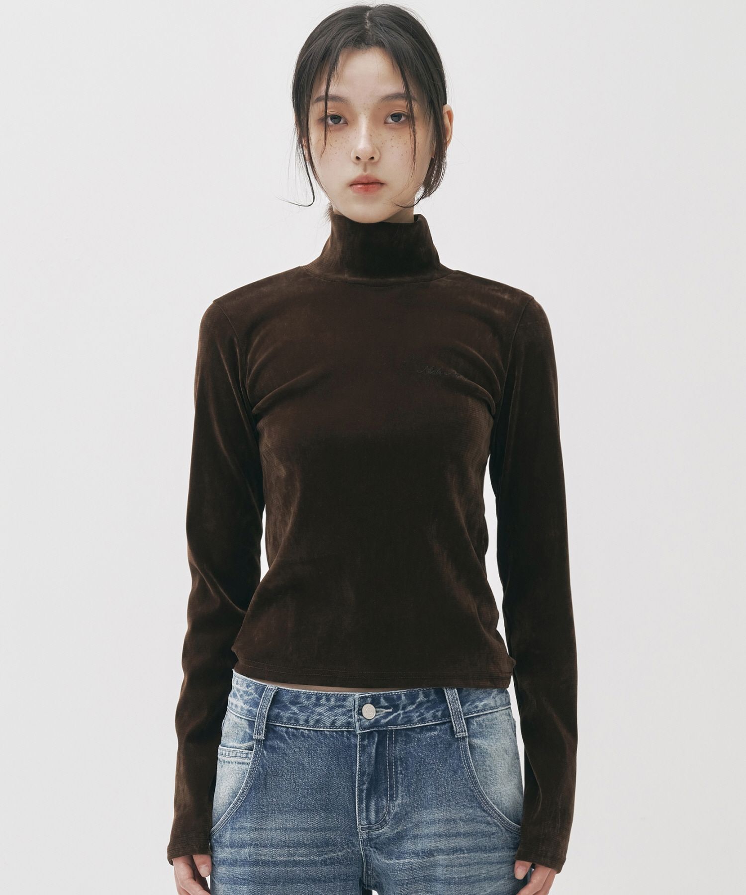 MUSINSA | NICK&NICOLE VELVET POLA SLIM TOP_BROWN