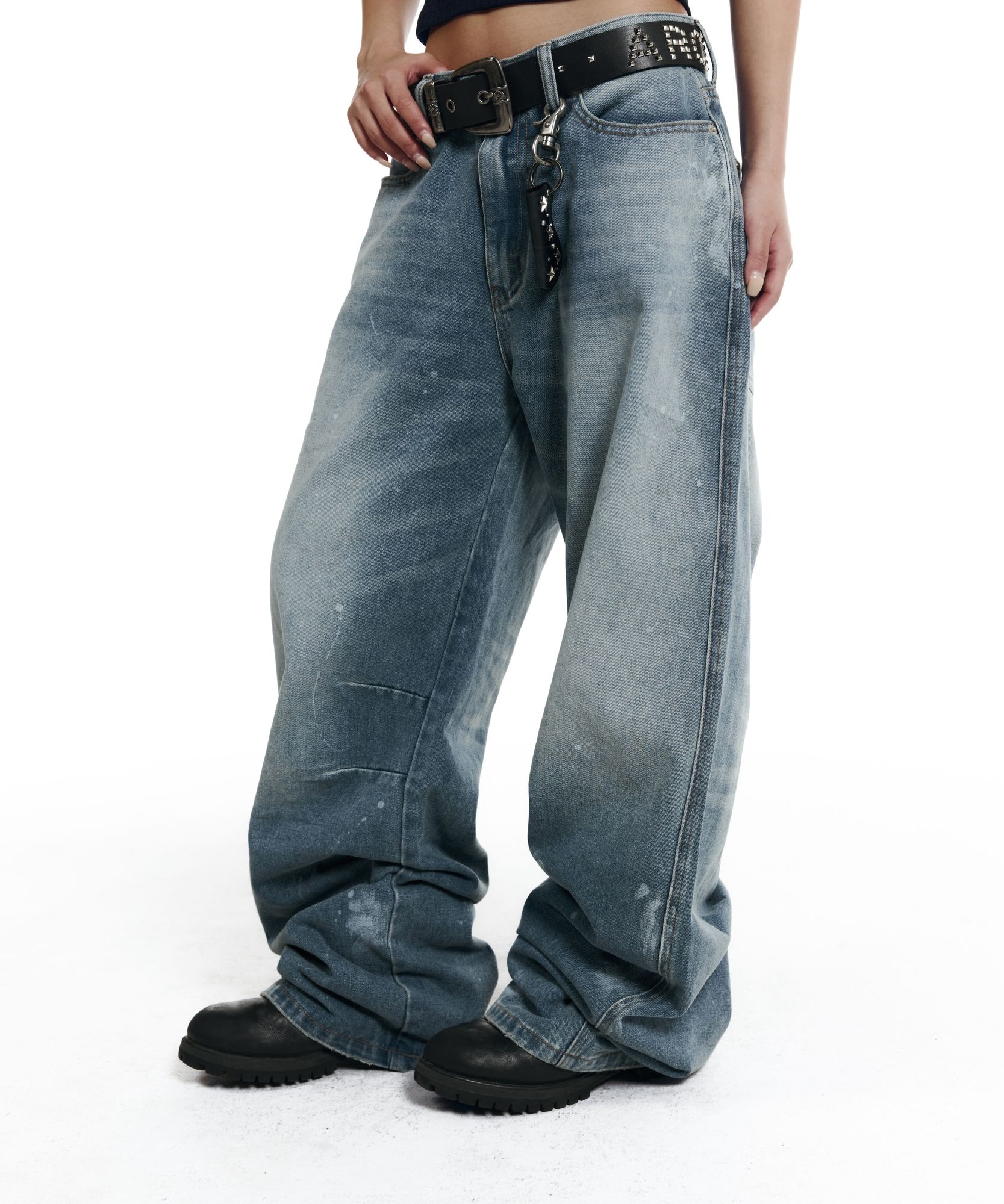 MUSINSA公式 | AAKAM Splatter Painted Denim Pants (Sky Blue)