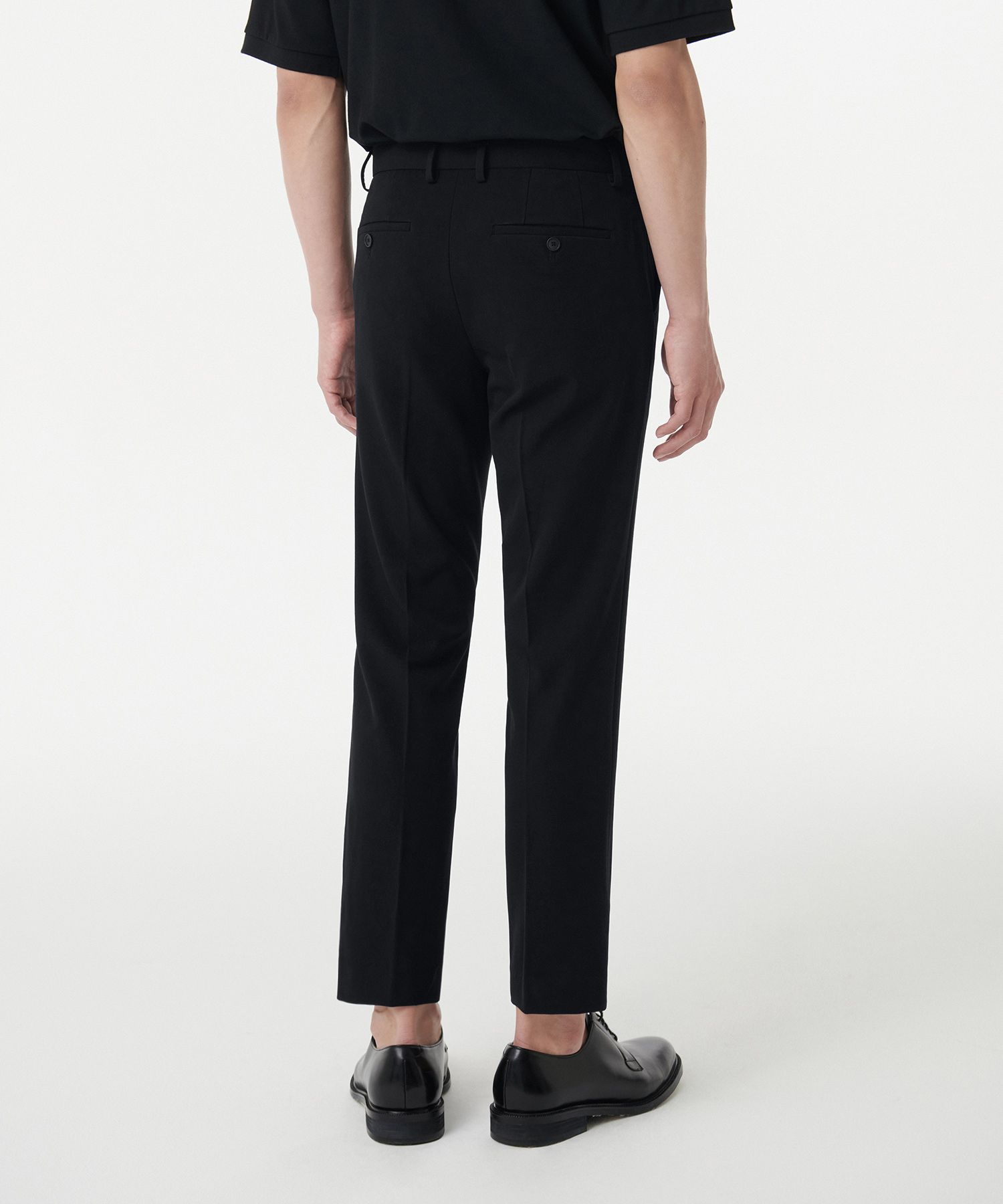 MUSINSA | MUSINSA STANDARD TAPERED HIDDEN ELASTIC WAISTBAND CROPPED ...