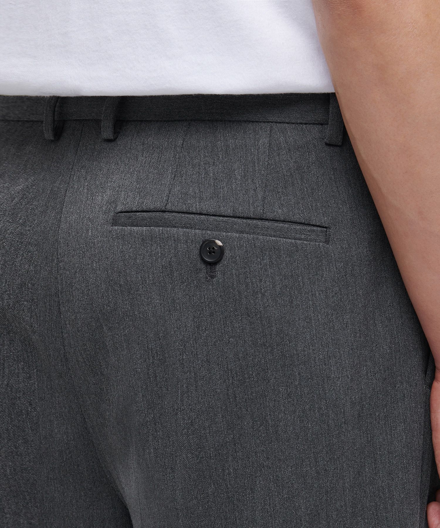 MUSINSA | MUSINSA STANDARD LOOSE TAPERED HIDDEN ELASTIC WAISTBAND ...