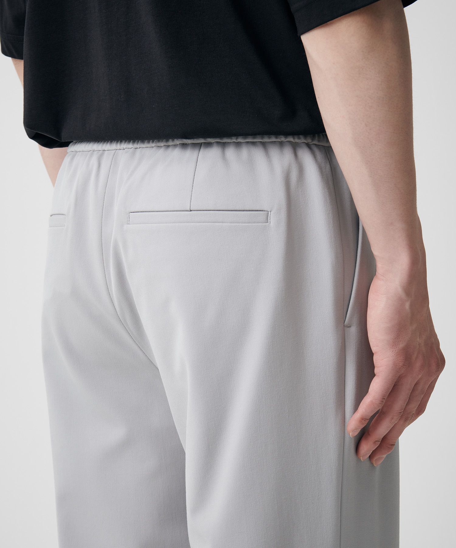 MUSINSA | MUSINSA STANDARD WIDE EASY ELASTIC WAIST CROPPED SLACKS ...