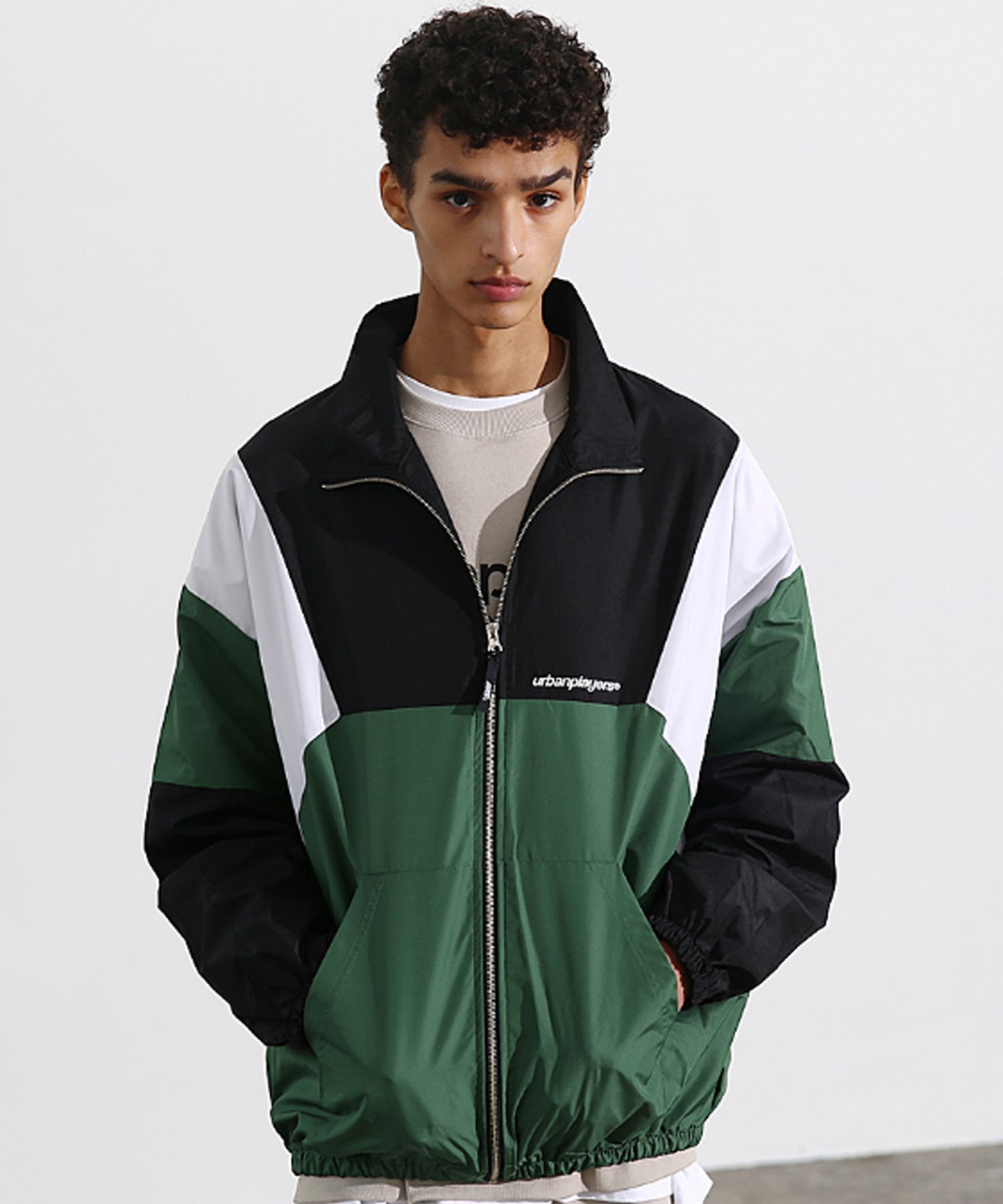 MUSINSA | URBAN PLAYERS Newing overfit windbreaker jacket (green)