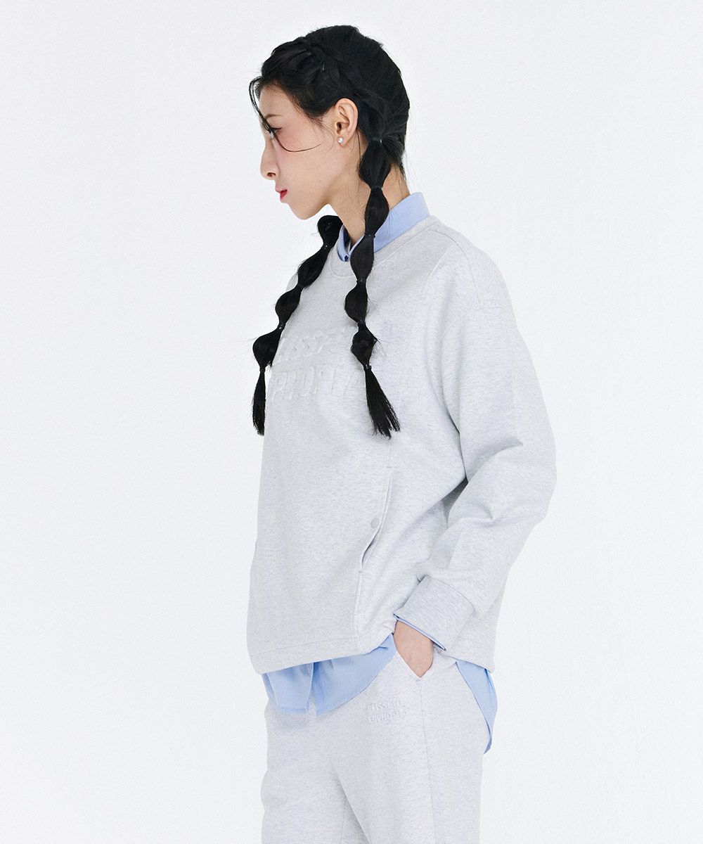 MUSINSA | CHASECULT Women's Embossed Graphic Hem String T-Shirt ...