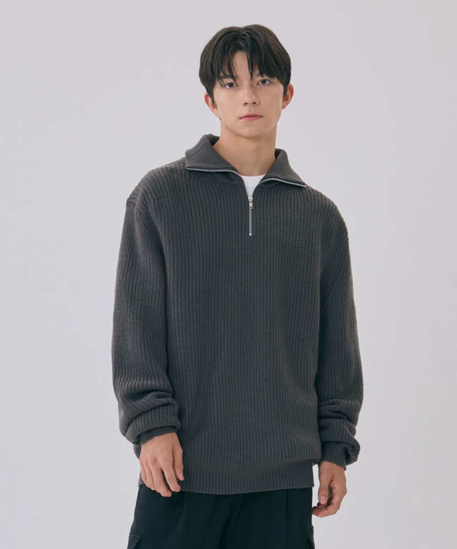 MUSINSA | AGOD Half Zip Up Collar Neck Hachi Knit [Charcoal]