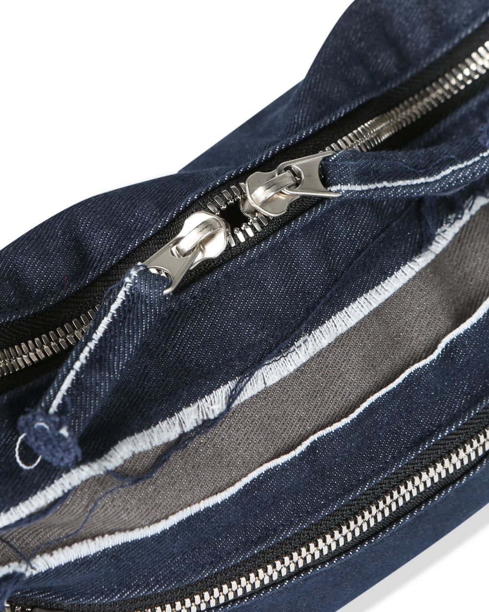 MUSINSA | BESLOW CURVED LINE BODY BAG INDIGO