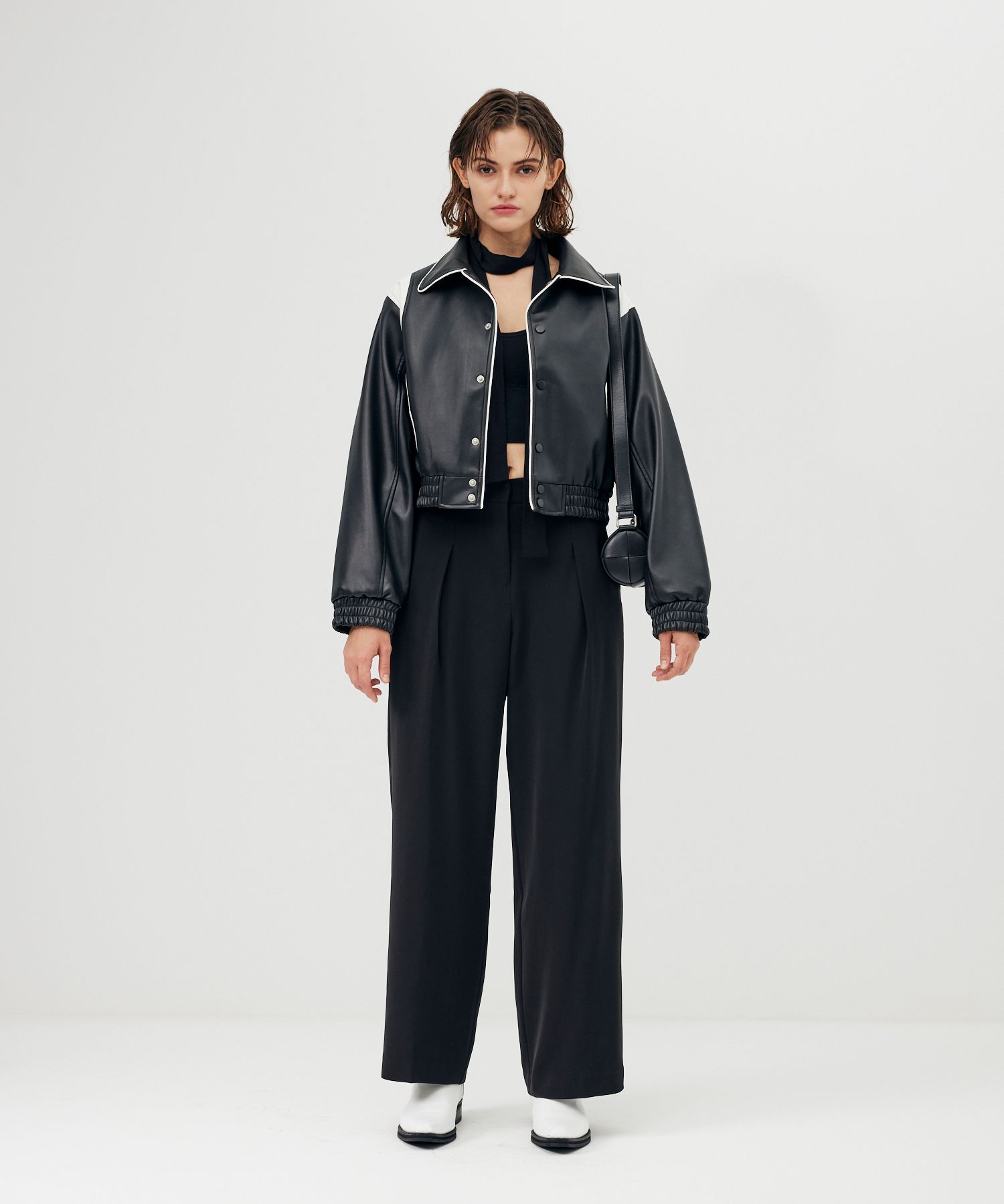 MUSINSA | VIVABROWN 85-VIVA013 [Neutral] Fluid two-tuck wide pants black