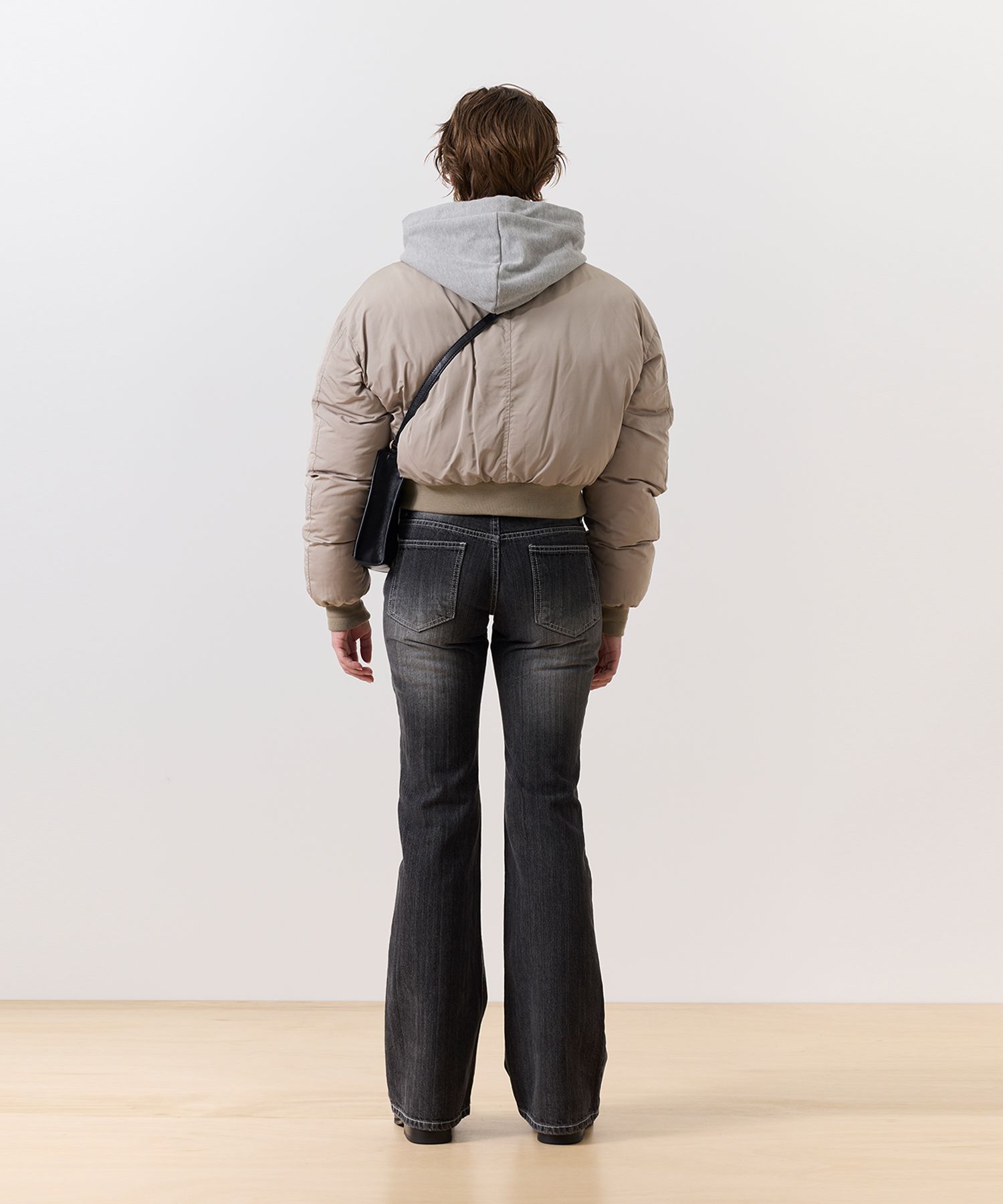 MUSINSA公式 | VIVABROWN 85-VIVA018 [2-way] Hood layered crop short padding beige