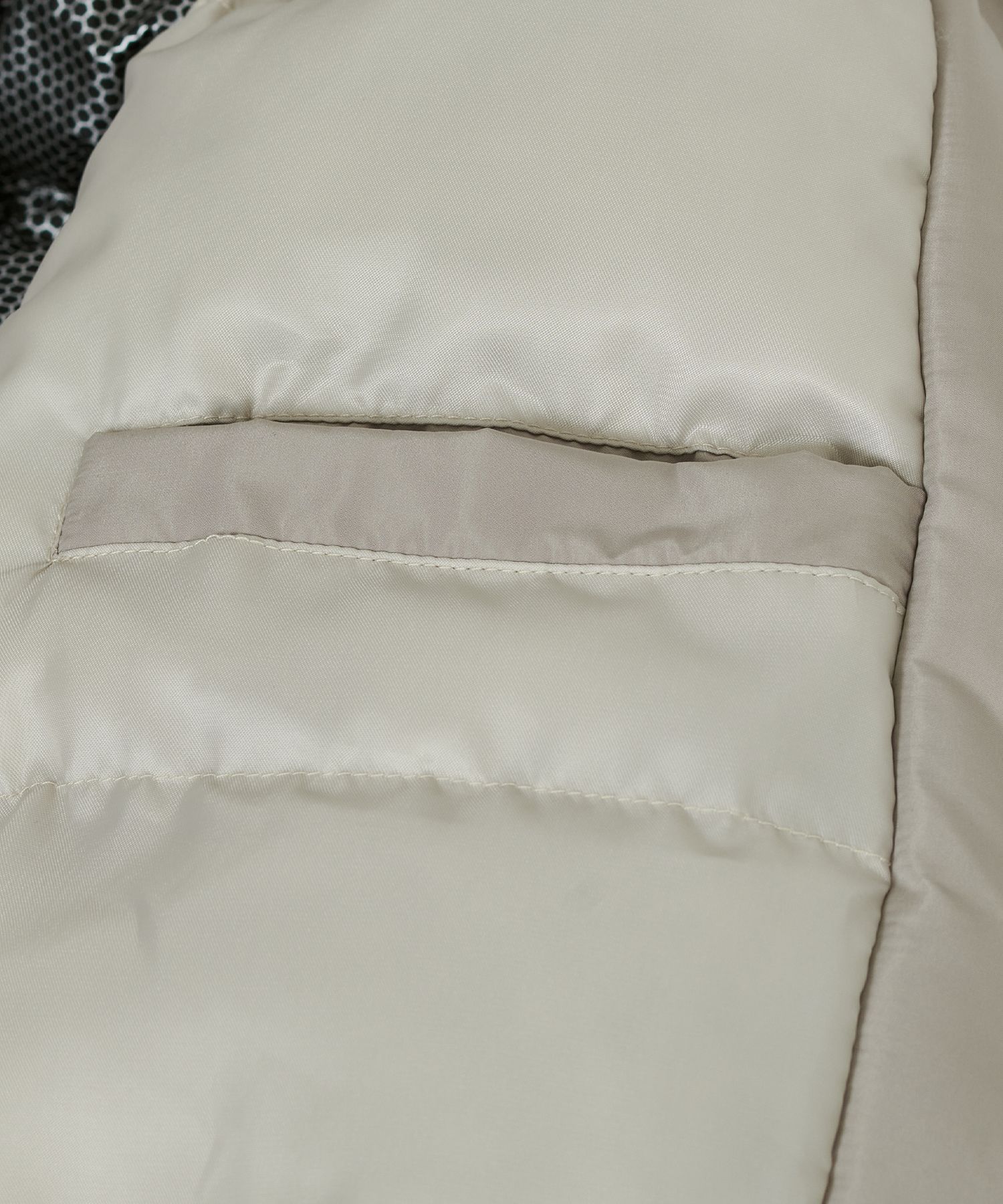 MUSINSA公式 | VIVABROWN 85-VIVA021 [2-way] ma-1 crop short padding beige