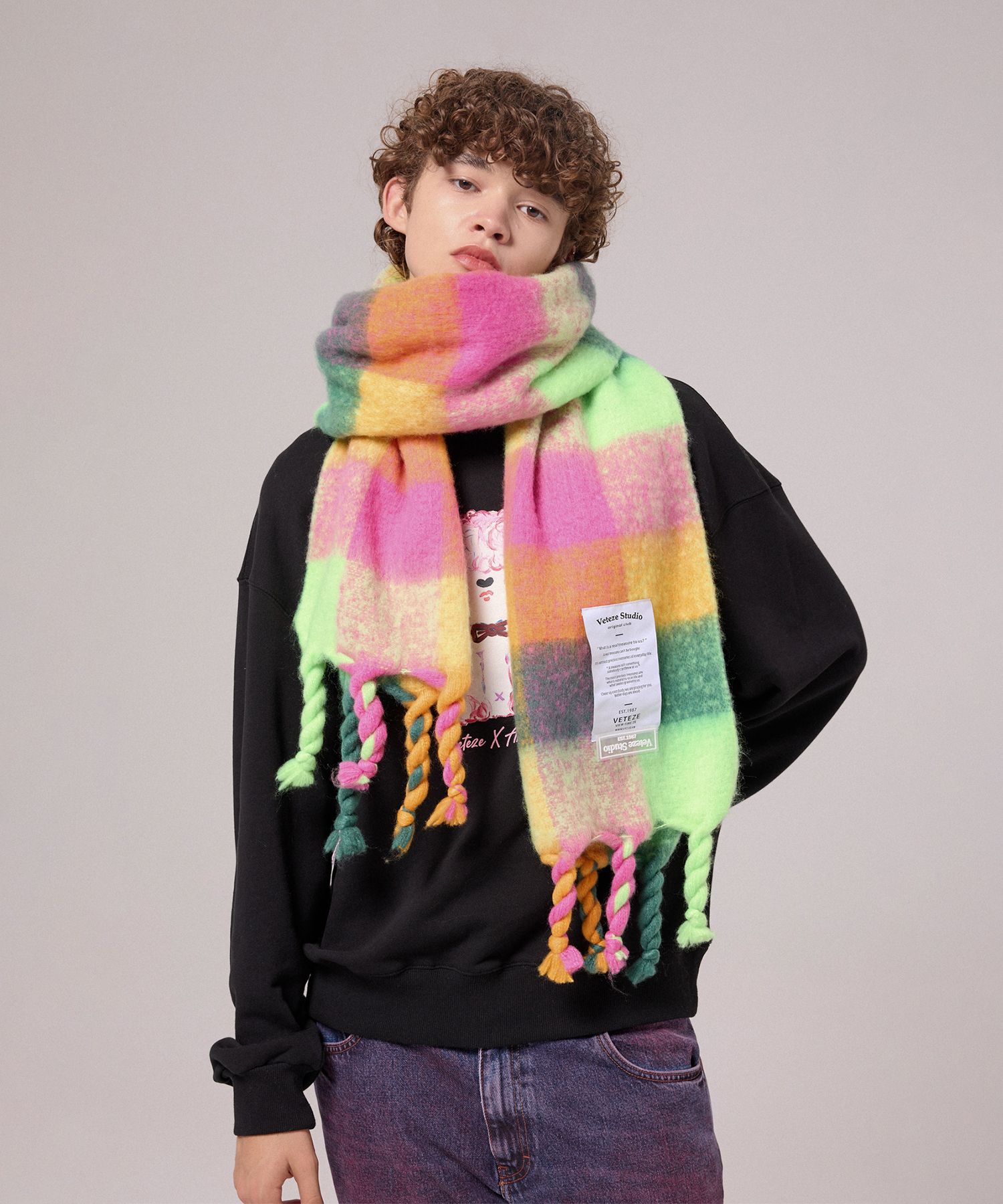 MUSINSA | VETEZE Studio Twisted Long Check Muffler (5 colors) Studio ...